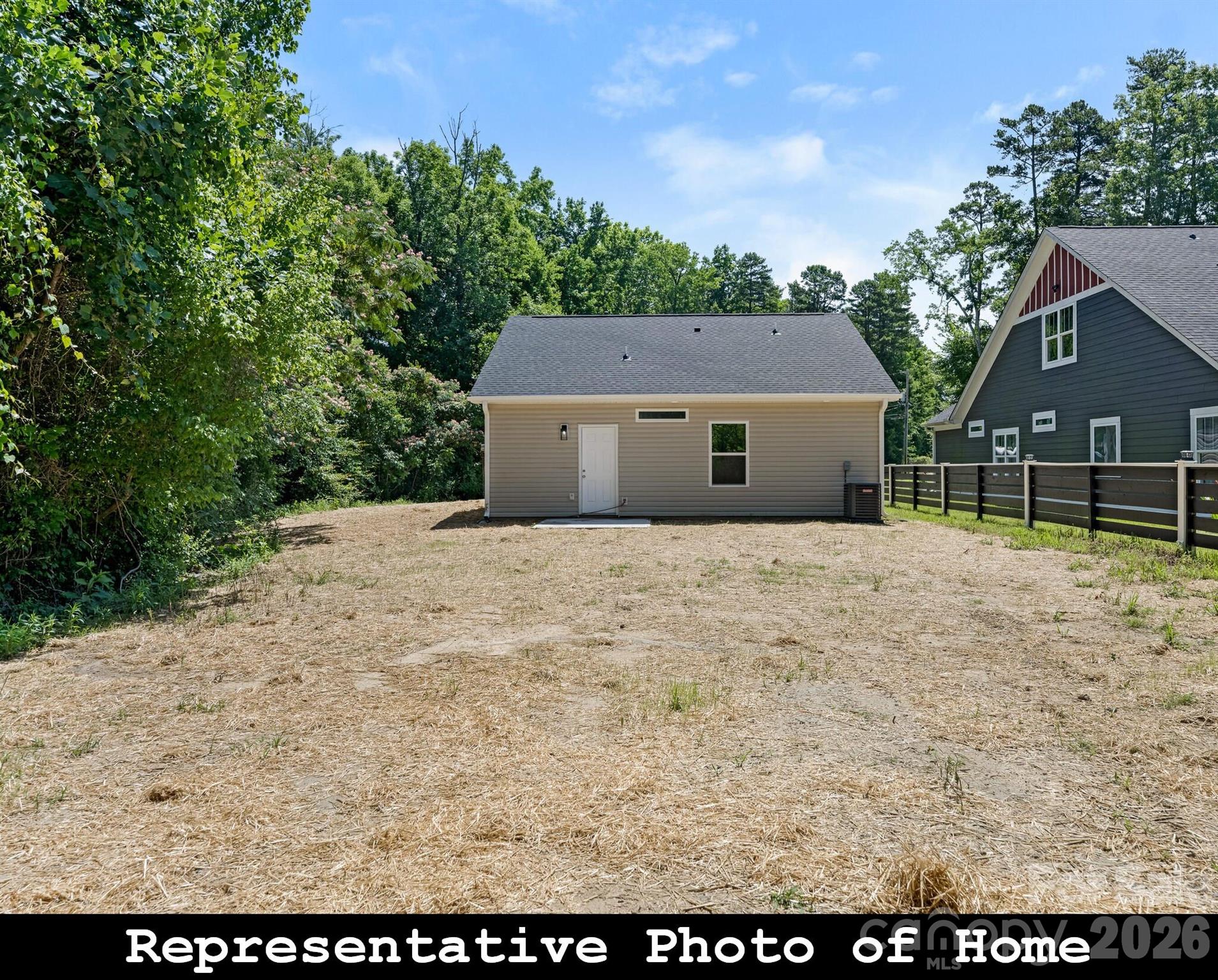 Photo 22 of 962 S Hoskins Road, Charlotte, NC