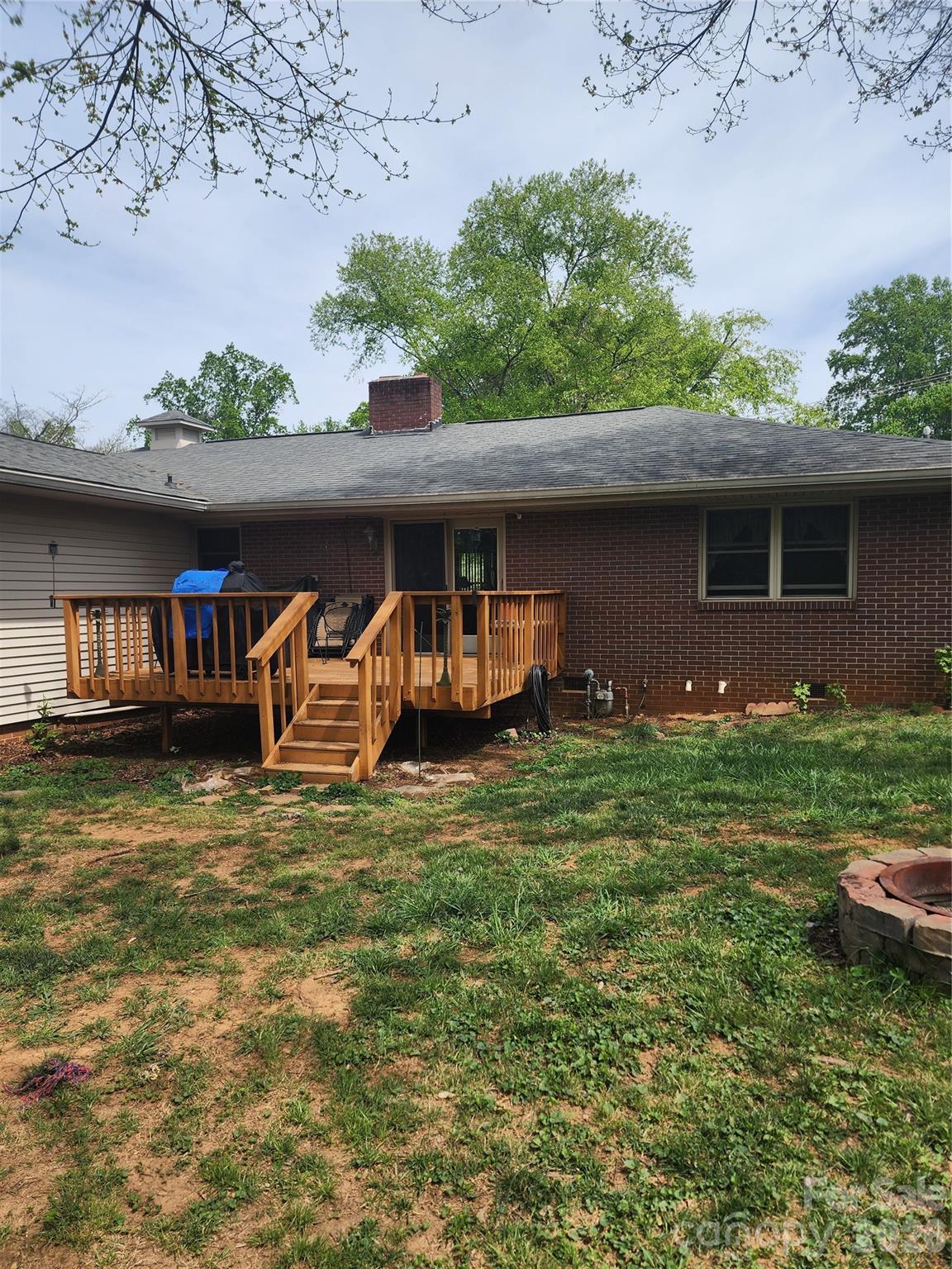 Photo 3 of 2119 Pamela Street, Gastonia, NC
