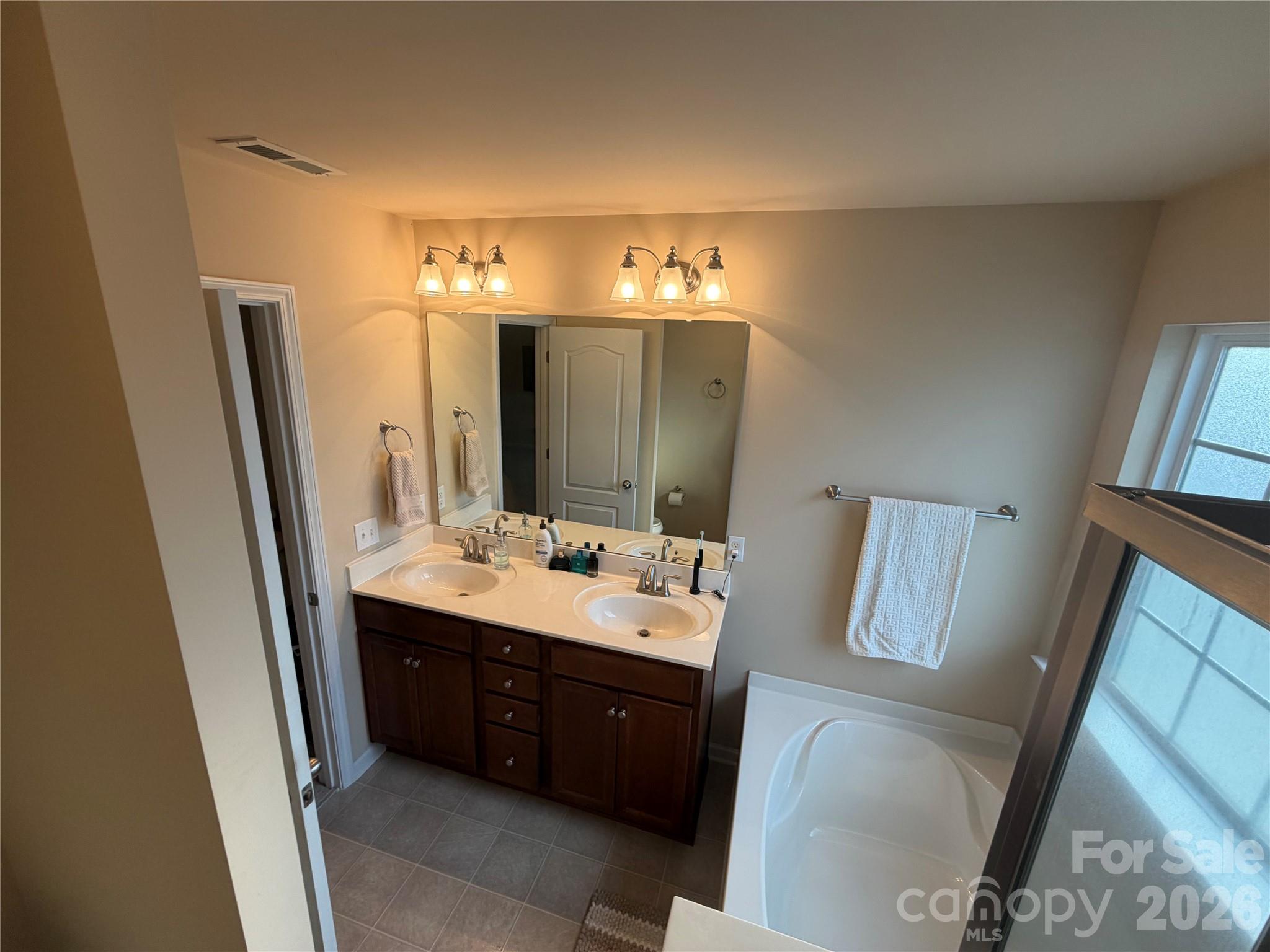 Photo 18 of 3147 Coventry Commons Drive, Charlotte, NC