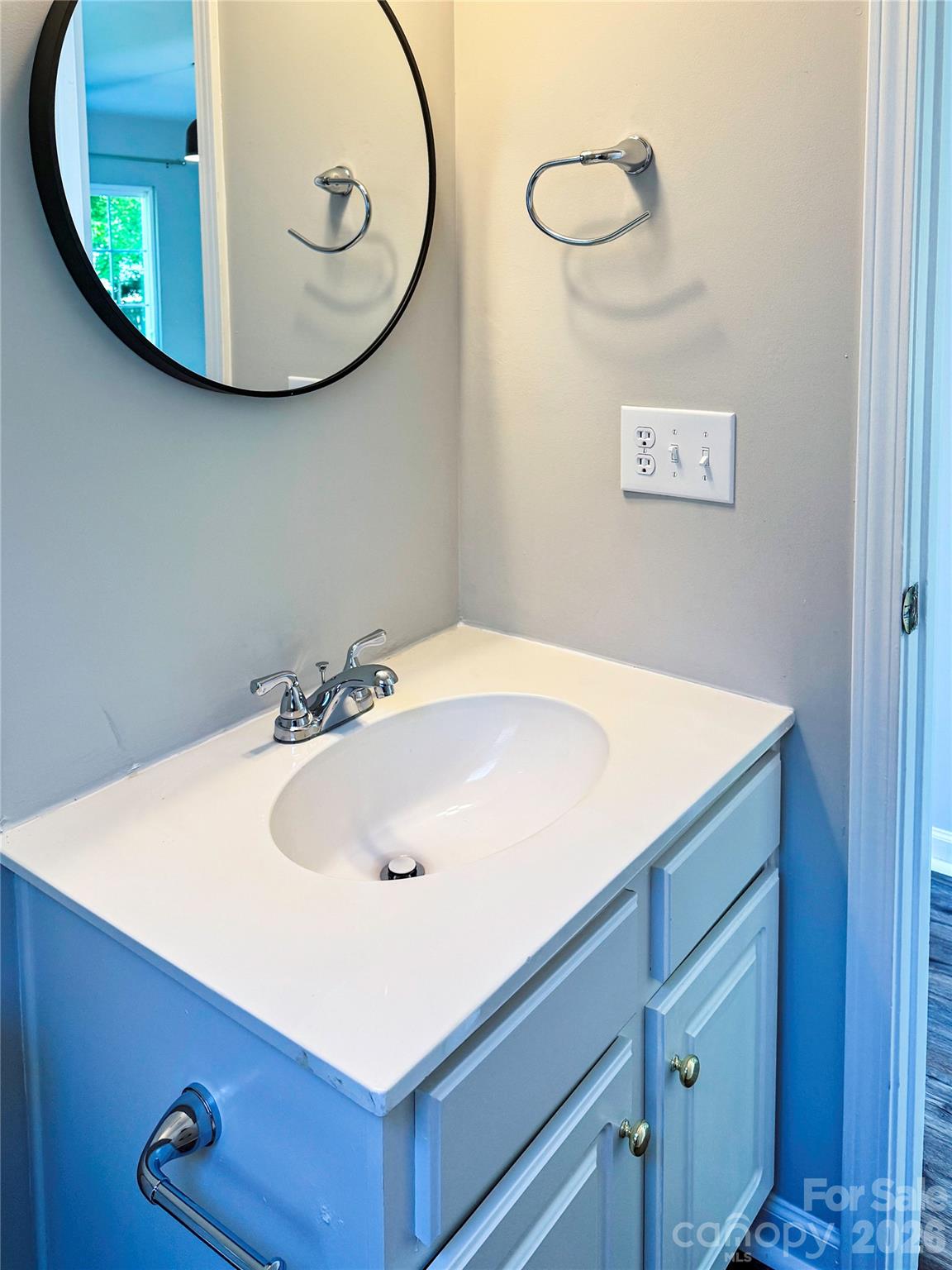 Photo 9 of 7519 Eurostar Drive, Charlotte, NC