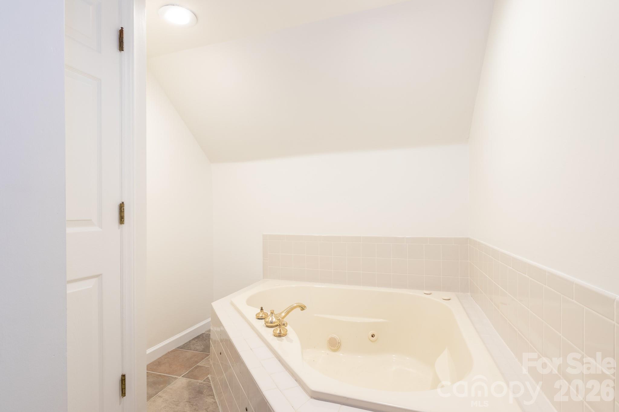 Home for sale at 813 W Mountain Street, Kings Mountain, NC — photo 37 of 38