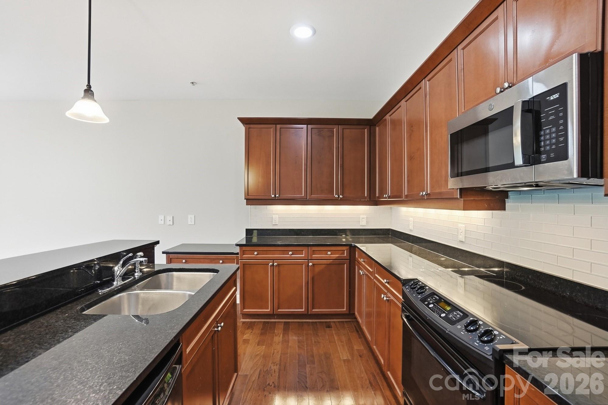 Photo 8 of 1829 Kenilworth Avenue204, Charlotte, NC