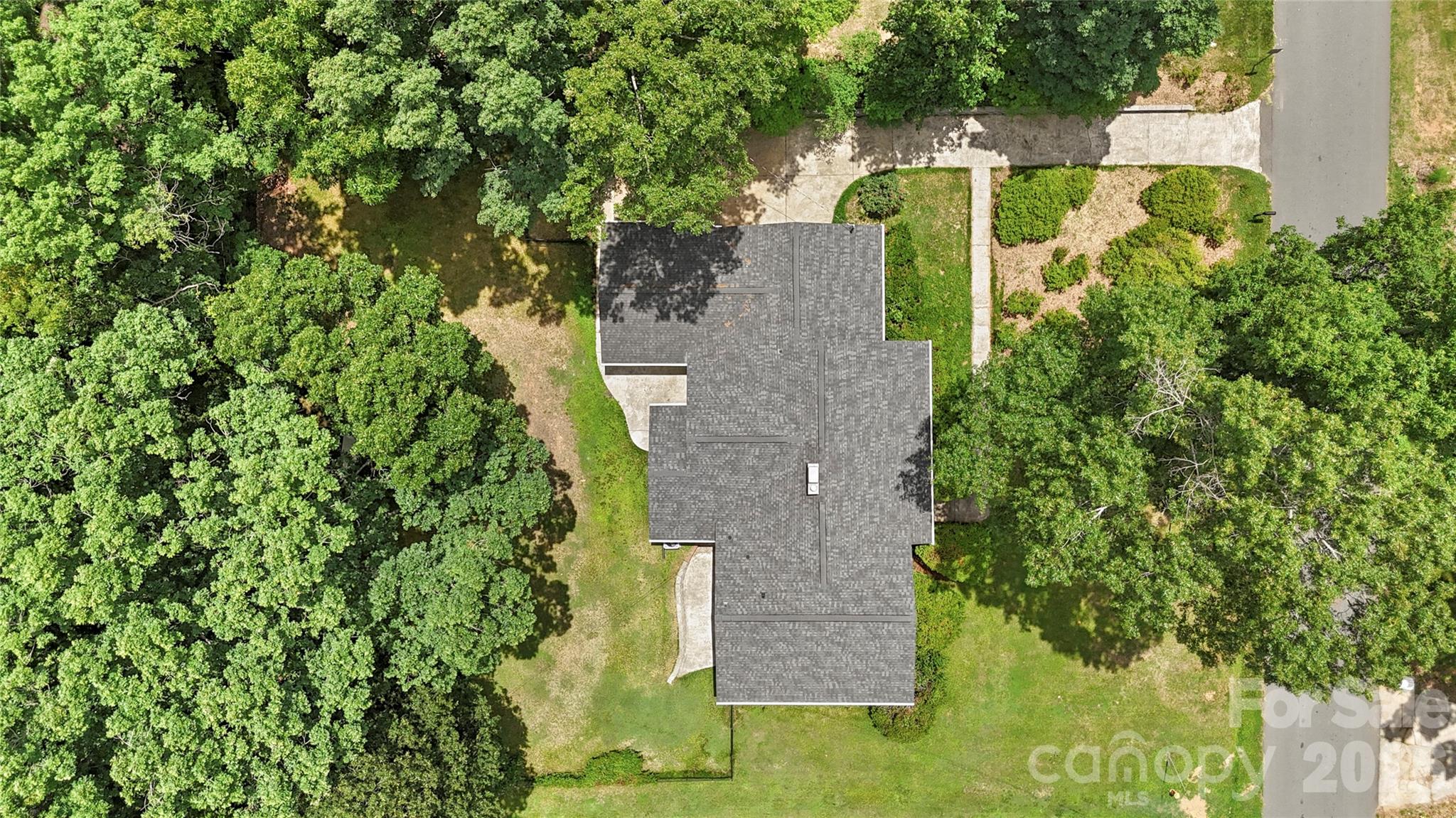 Home for sale at 221 Kingsway Circle, Charlotte, NC — photo 48 of 48