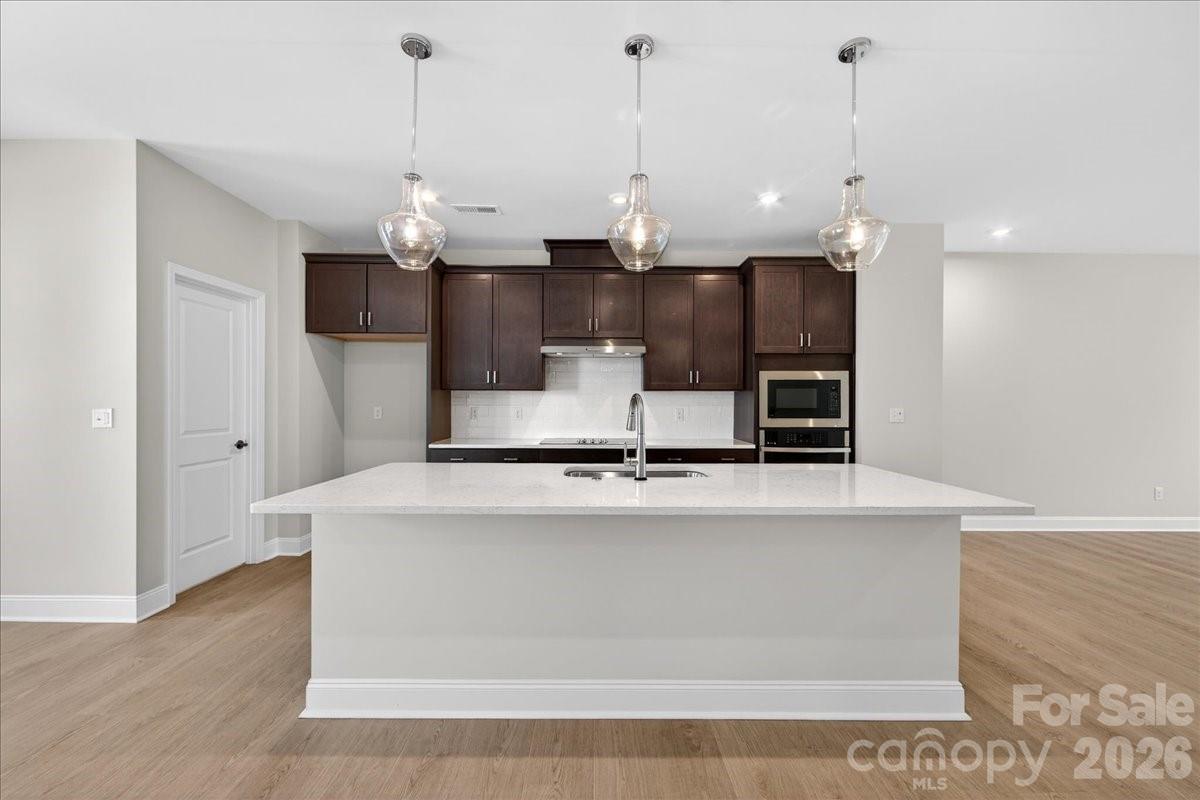 Photo 12 of 7933 Cedarsmith Court, Charlotte, NC