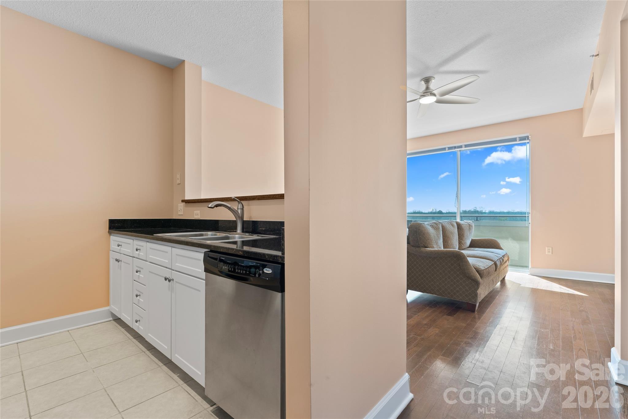 Photo 13 of 1315 East Boulevard714, Charlotte, NC