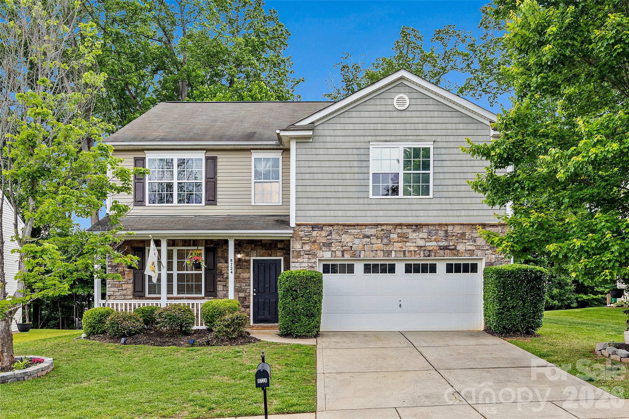 8724 Gray Willow Road, Charlotte, NC