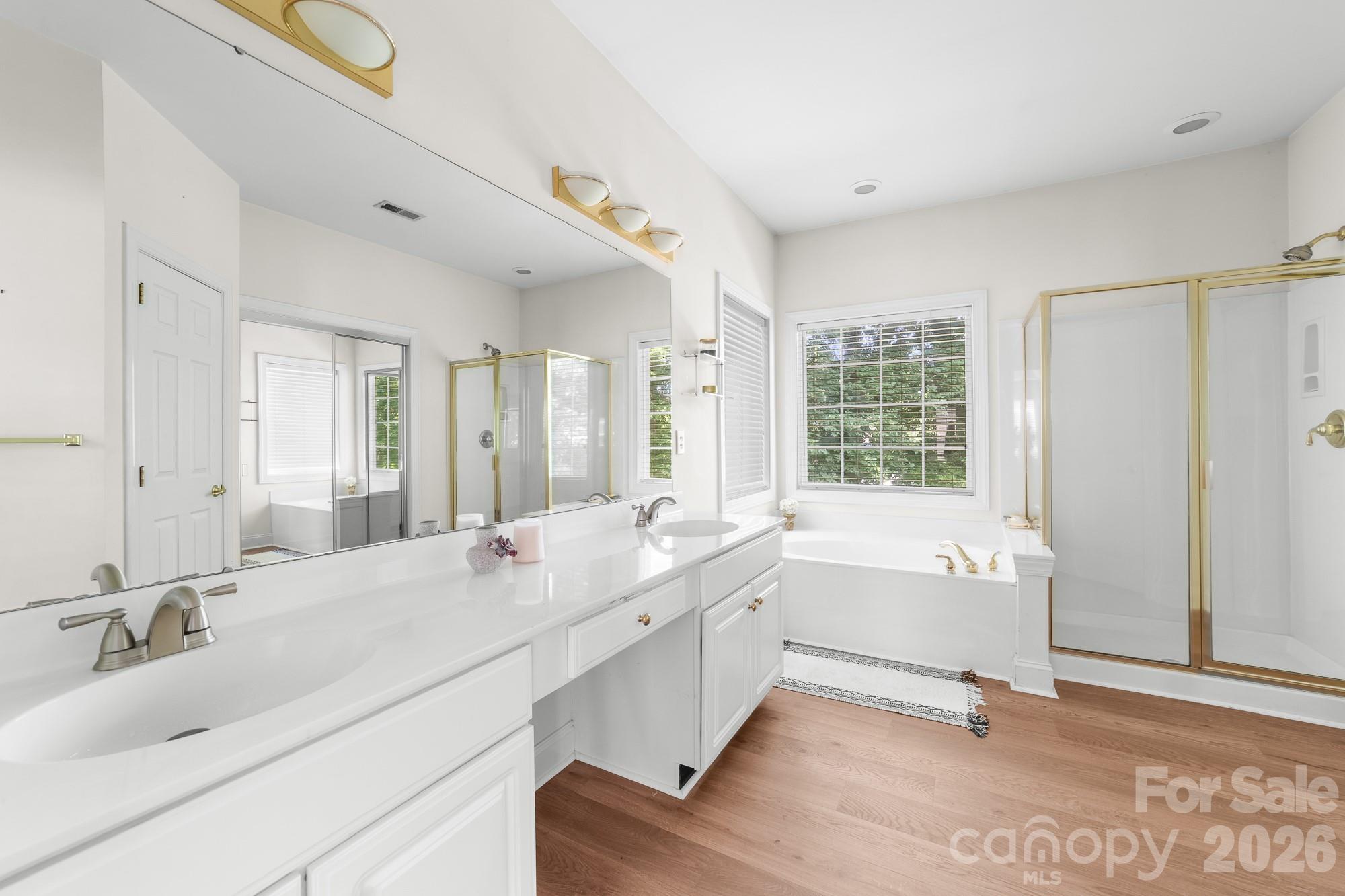 8812 Kingston Forest Drive, Charlotte, NC - photo 23 of 37