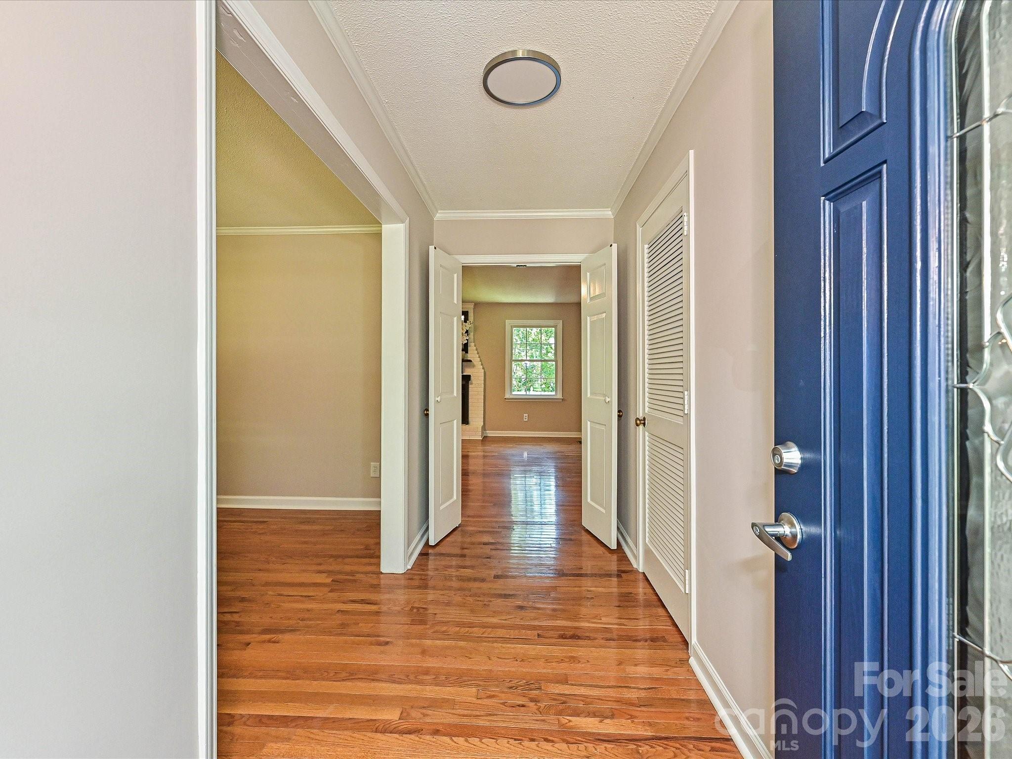 Photo 7 of 218 Sturbridge Drive, Charlotte, NC