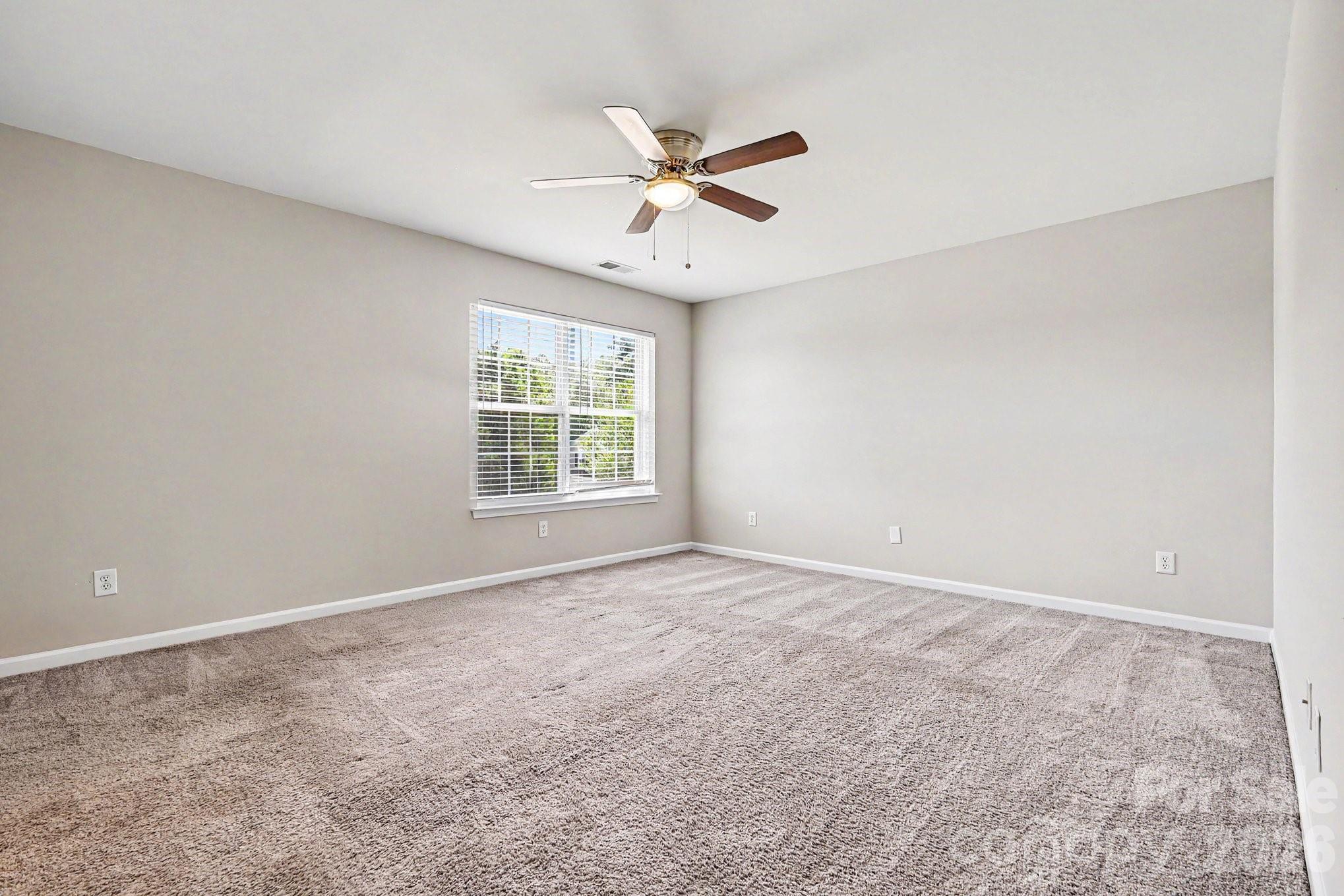 10419 Sparrow Springs Lane, Charlotte, NC - photo 8 of 20