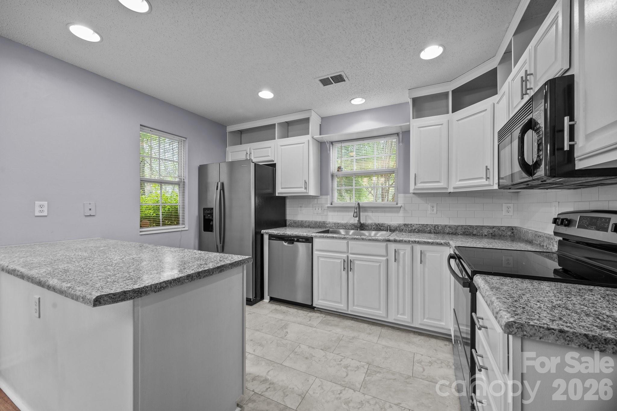 Photo 17 of 8230 Rudolph Road, Charlotte, NC