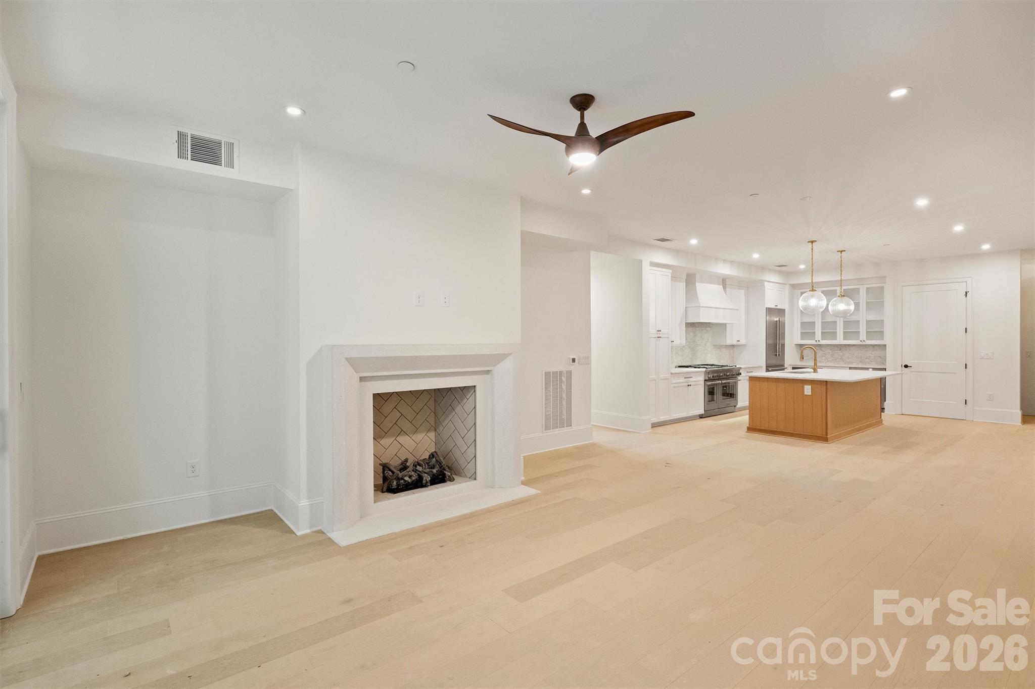 Photo 25 of 409 Queens Road304, Charlotte, NC