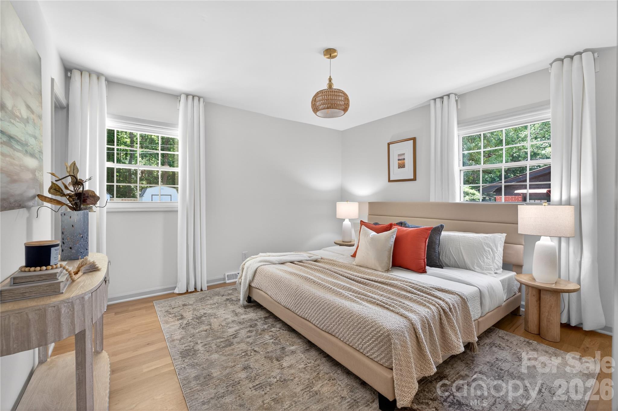 Photo 5 of 4408 Ivanhoe Place, Charlotte, NC