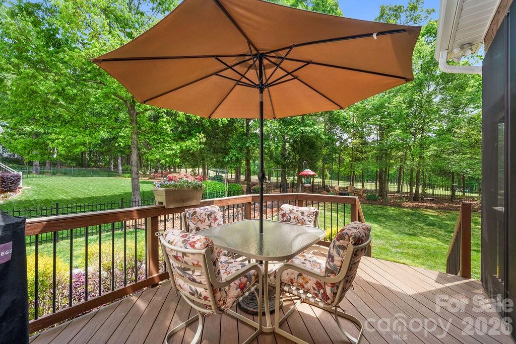 10826 Persimmon Creek Drive, Mint Hill, NC - photo 37 of 48