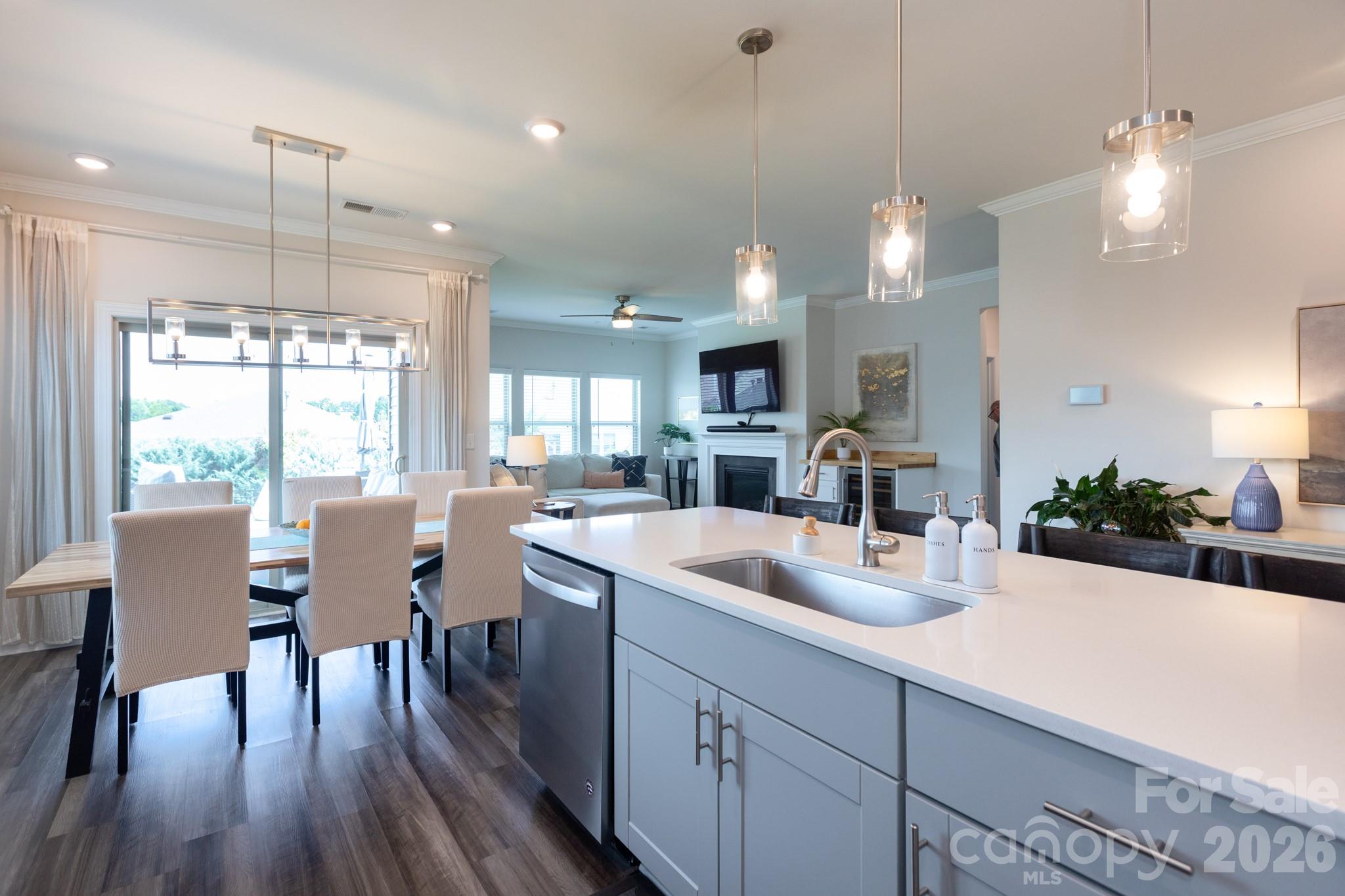 Home for sale at 11809 Red Leaf Drive, Charlotte, NC — photo 13 of 45