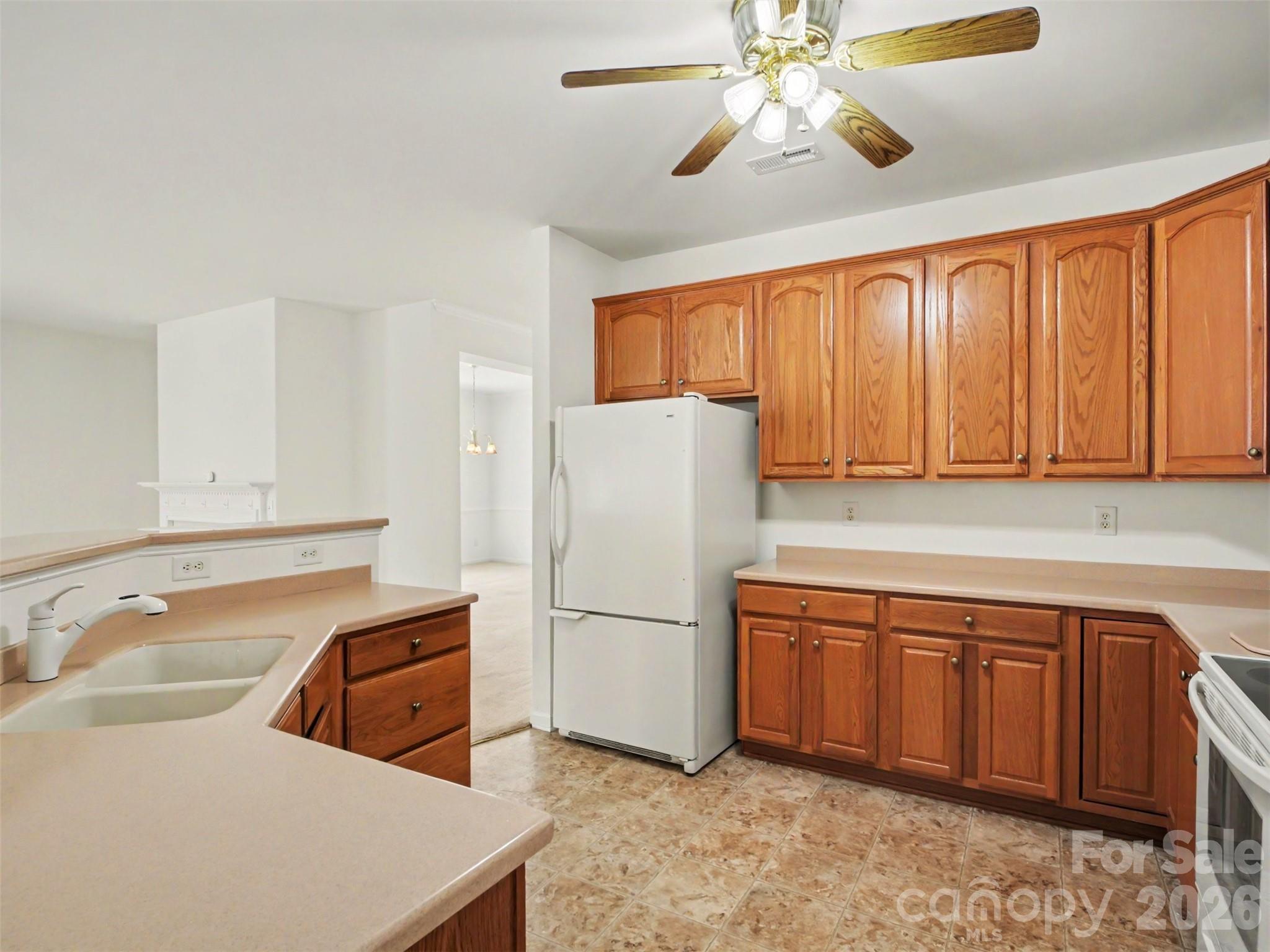 Photo 18 of 834 Platinum Drive, Fort Mill, SC