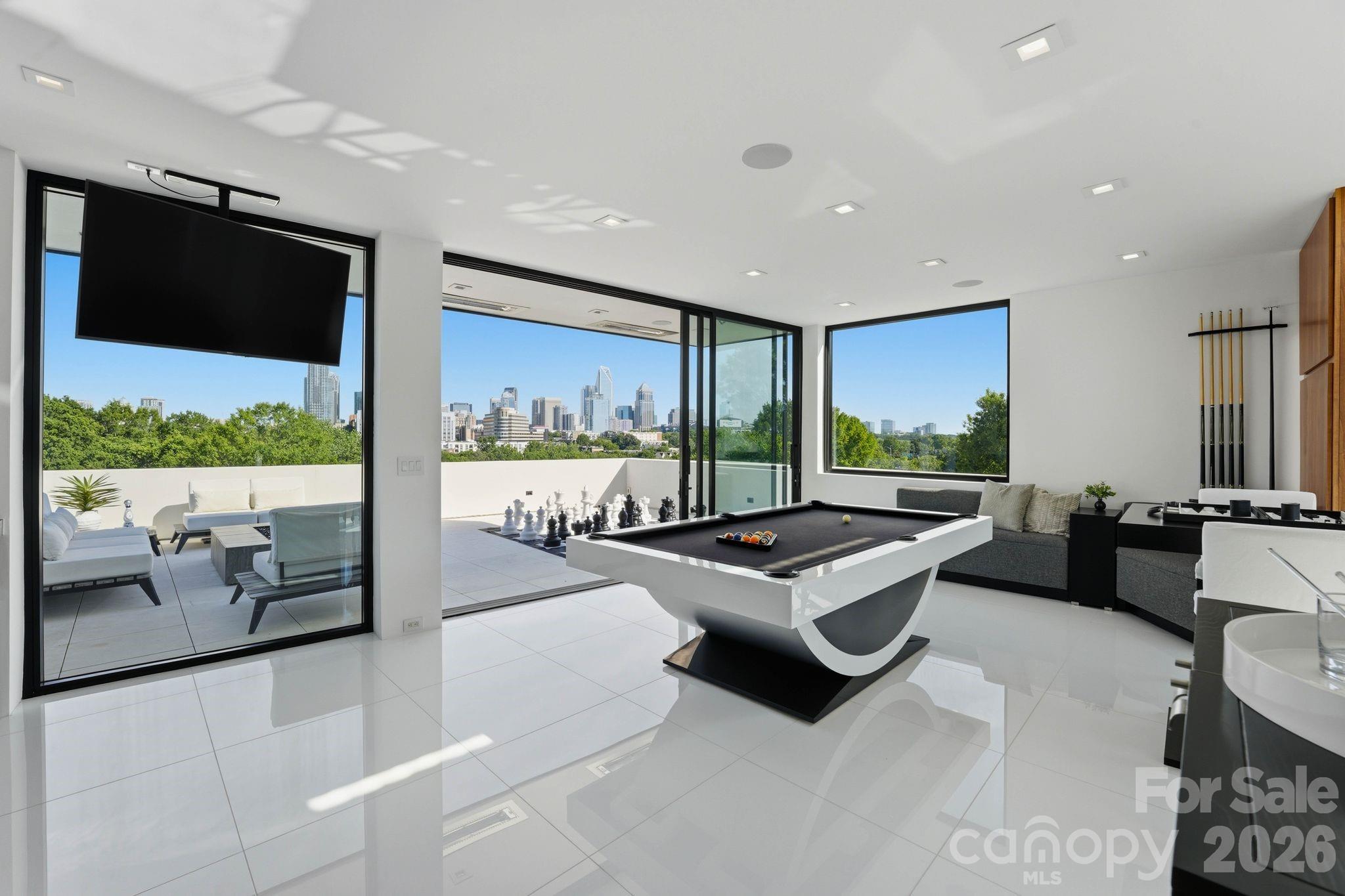 Photo 9 of 304 Frazier Avenue, Charlotte, NC