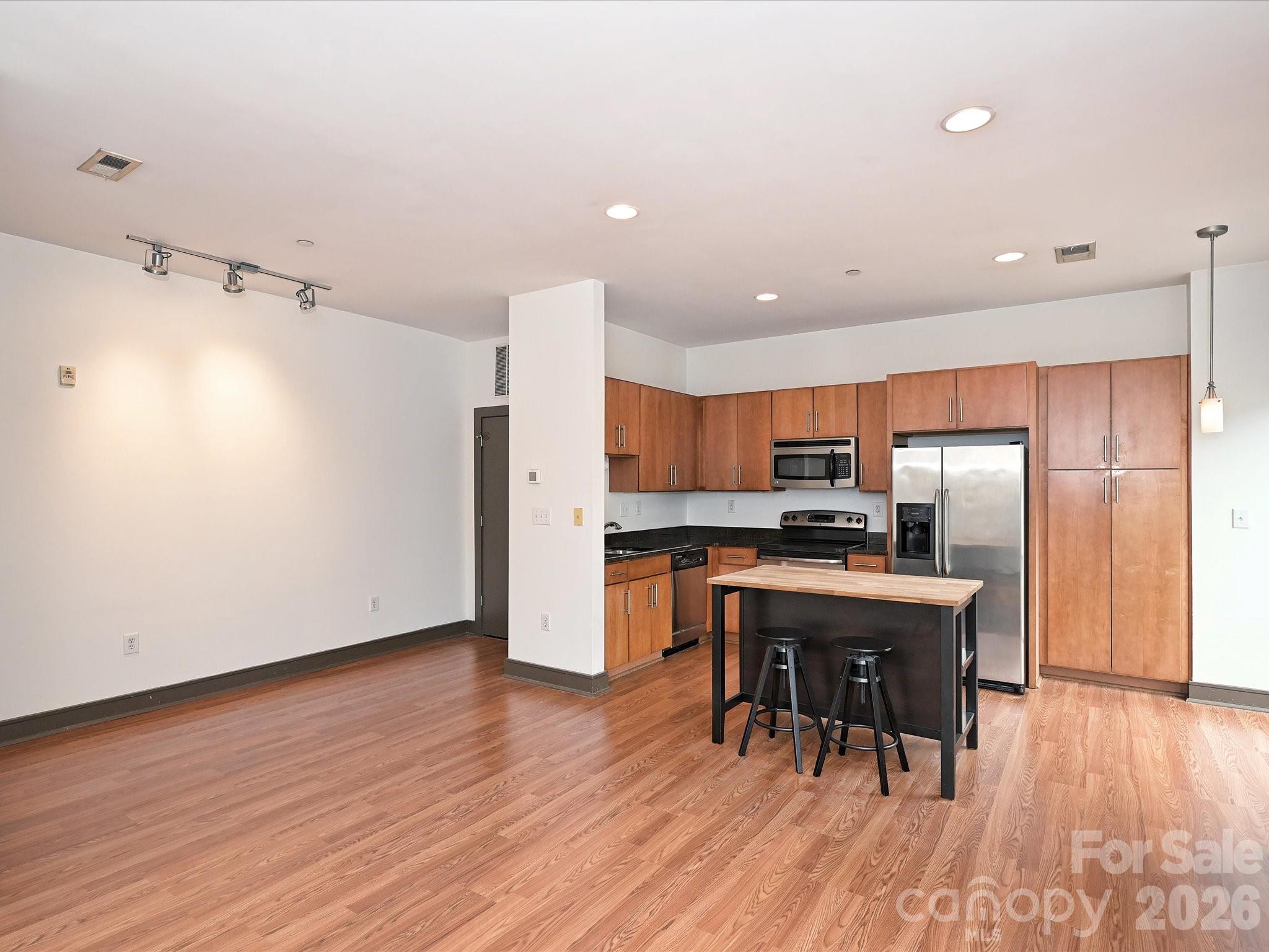 Photo 17 of 2200 Lyndhurst Avenue102, Charlotte, NC