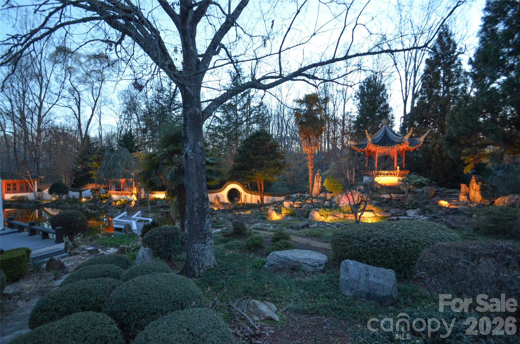 380 Montagu Drive, Spartanburg, SC - photo 2 of 49