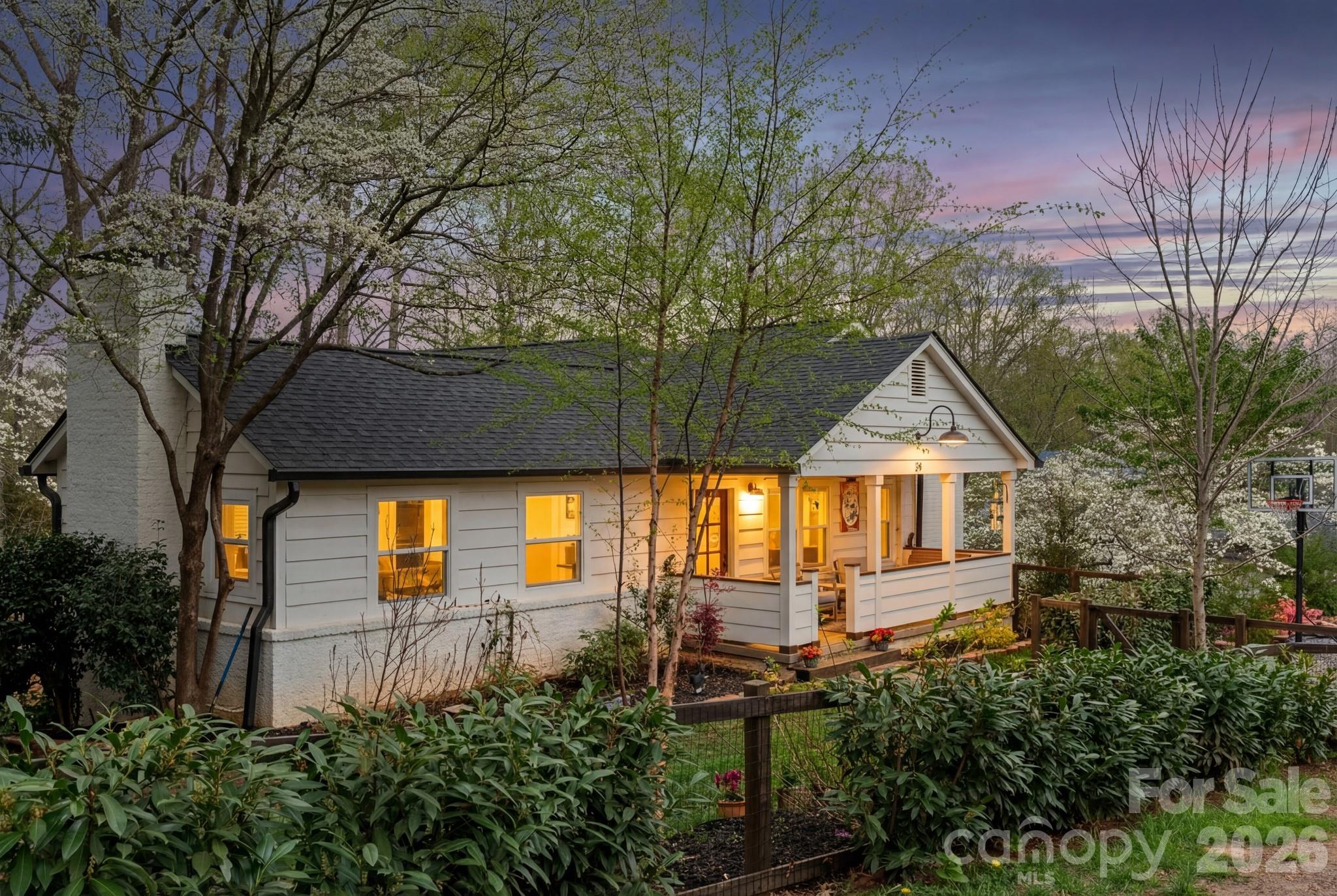 24 Dellwood Street, Asheville, NC - photo 2 of 47