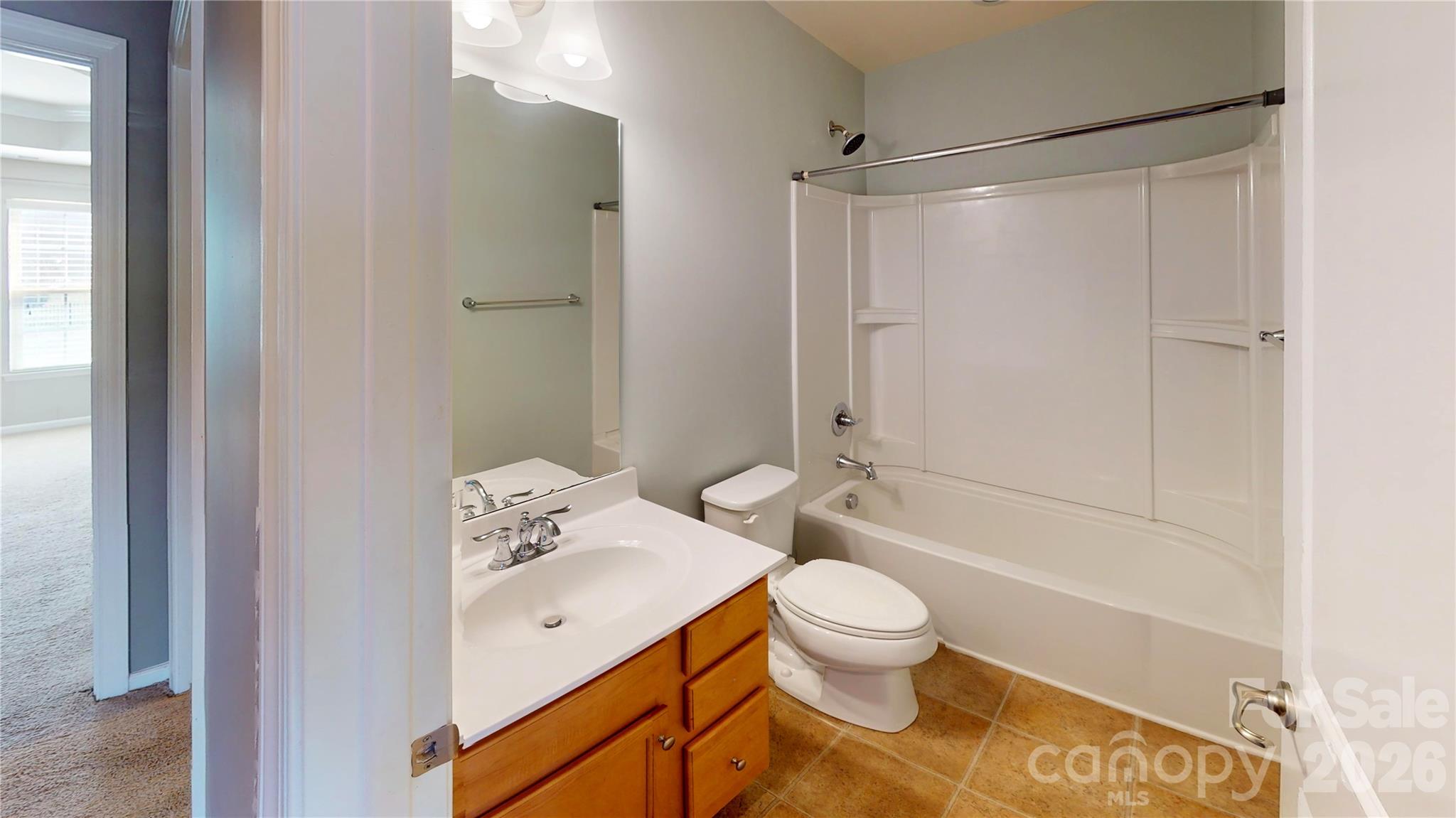 Photo 15 of 1637 Fleetwood Drive, Charlotte, NC