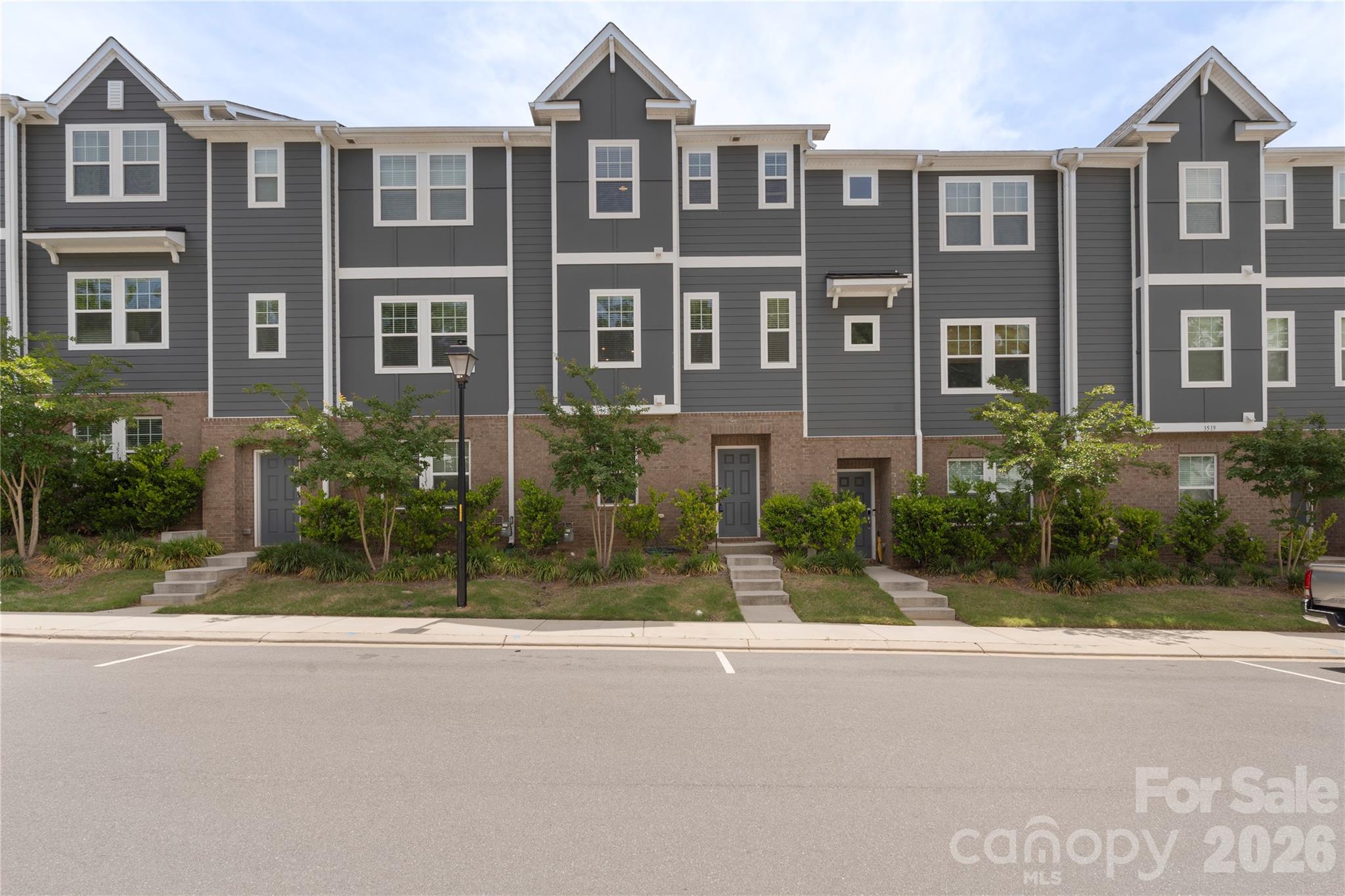 3515 Auburn Curb Road, Charlotte, NC - photo 2 of 48