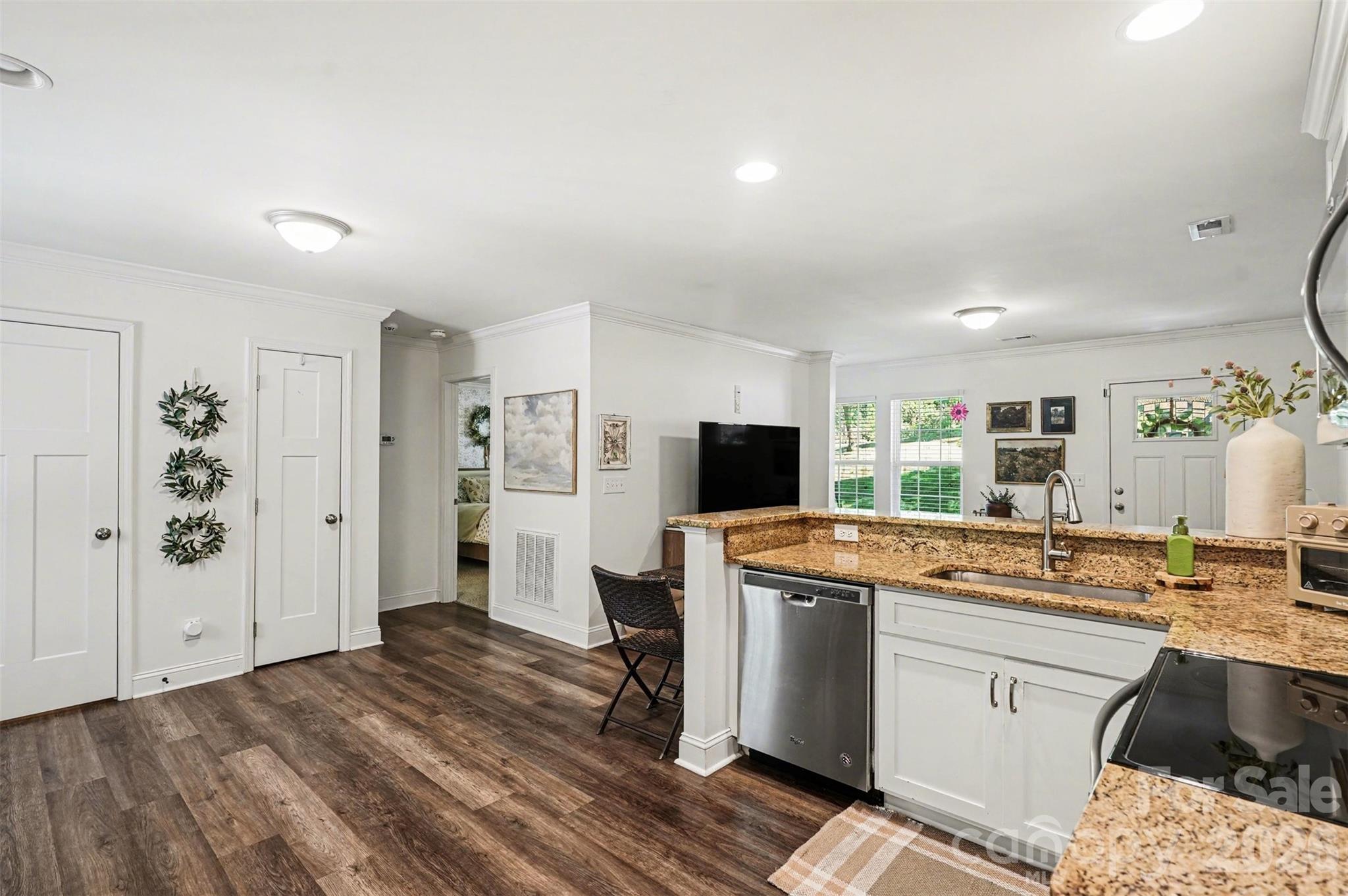 7250 Empire Drive, Mount Pleasant, NC - photo 8 of 30