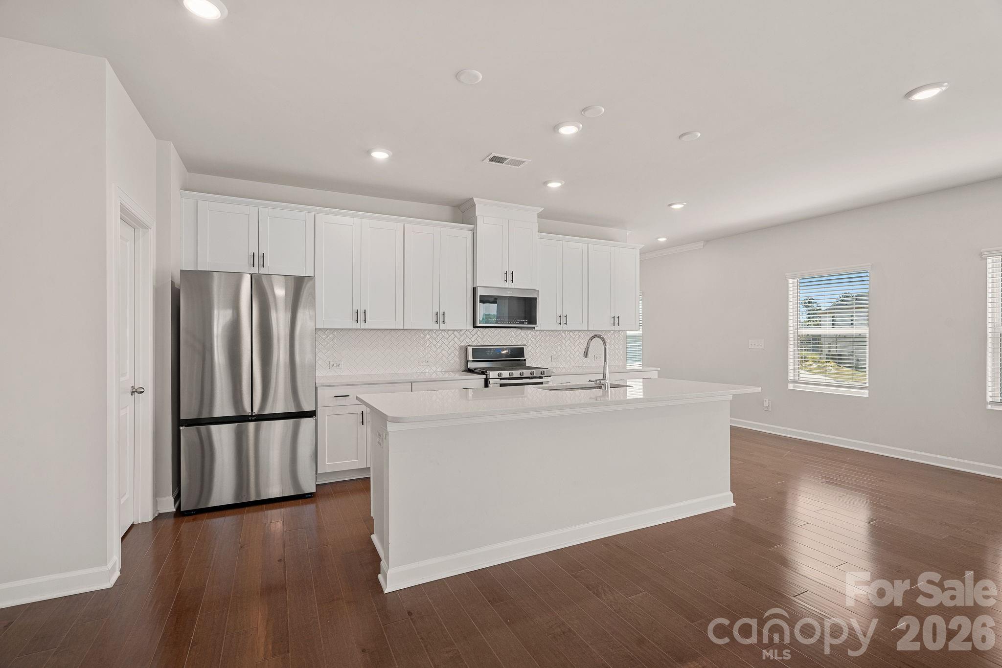 Photo 9 of 11935 Red Leaf Drive, Charlotte, NC