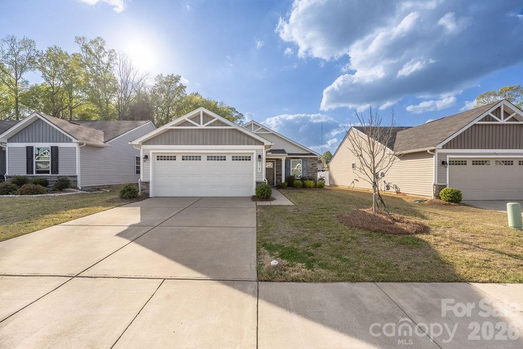 Home for sale at 9747 Wardley Drive, Charlotte, NC — photo 1 of 30