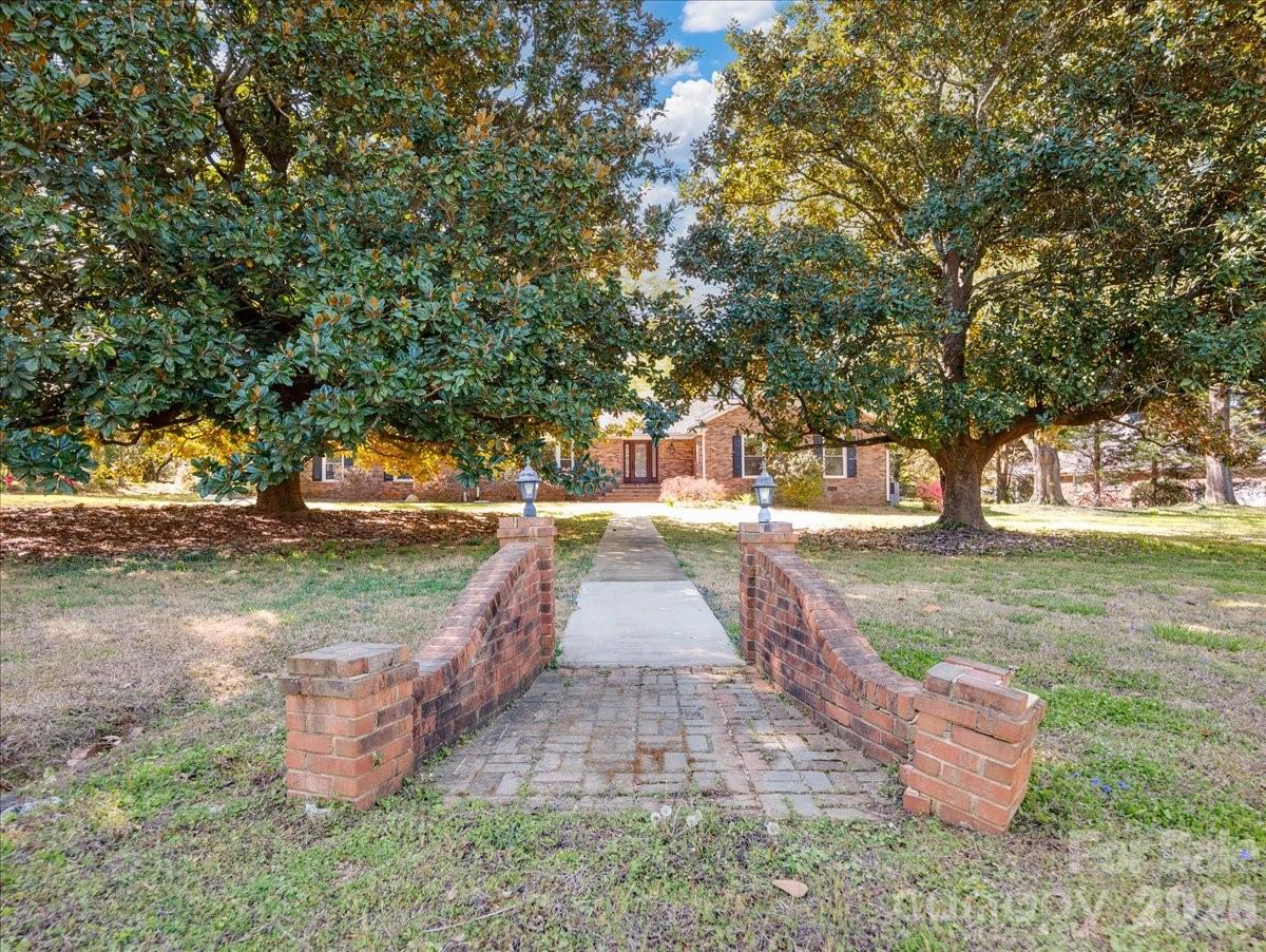 Photo 2 of 2129 James Court, Rock Hill, SC