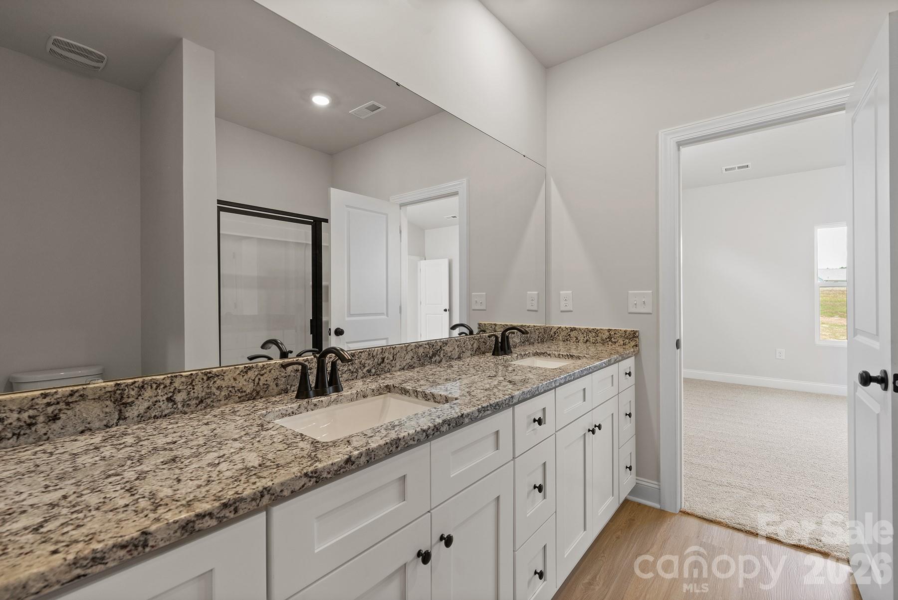 Photo 17 of 6602 Fairford Drive, Charlotte, NC