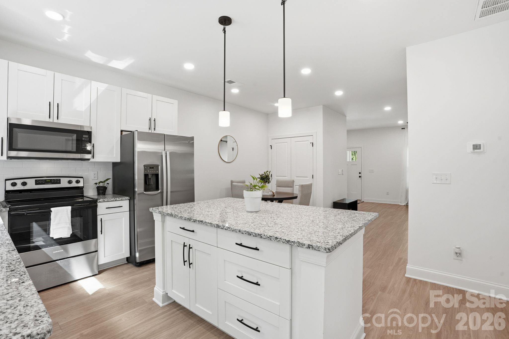 403 Sunset Drive, Bessemer City, NC - photo 10 of 30