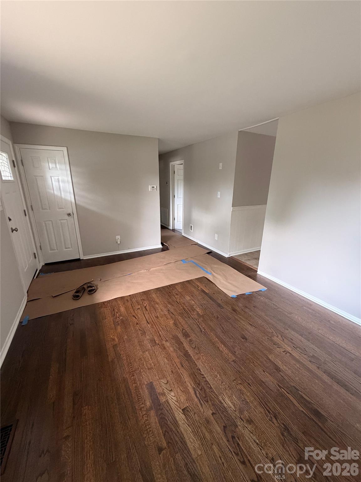 Home for sale at 2824 Cedarhurst Drive, Charlotte, NC — photo 11 of 27