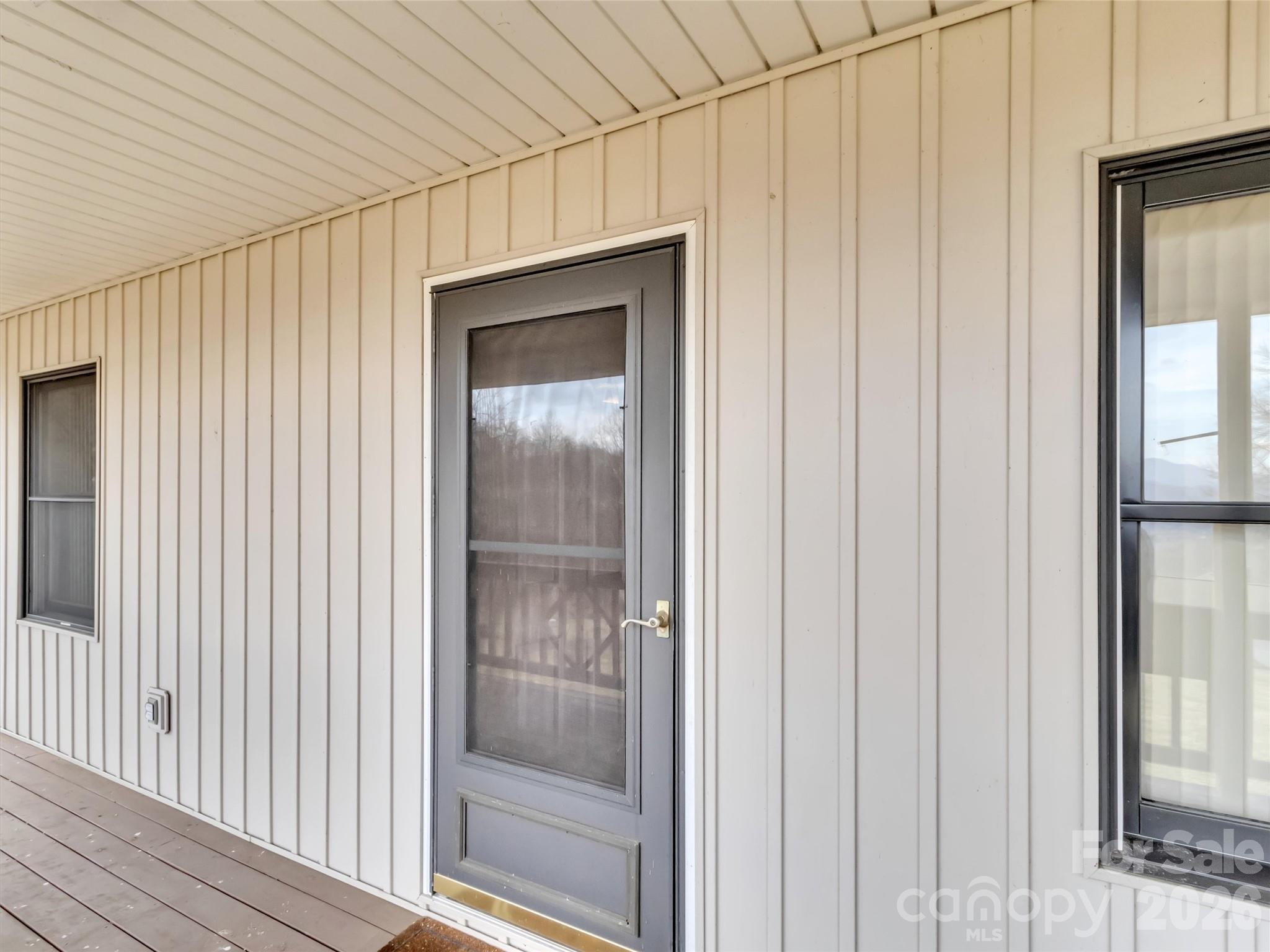122 Vinewood Drive, Waynesville, NC - photo 5 of 46
