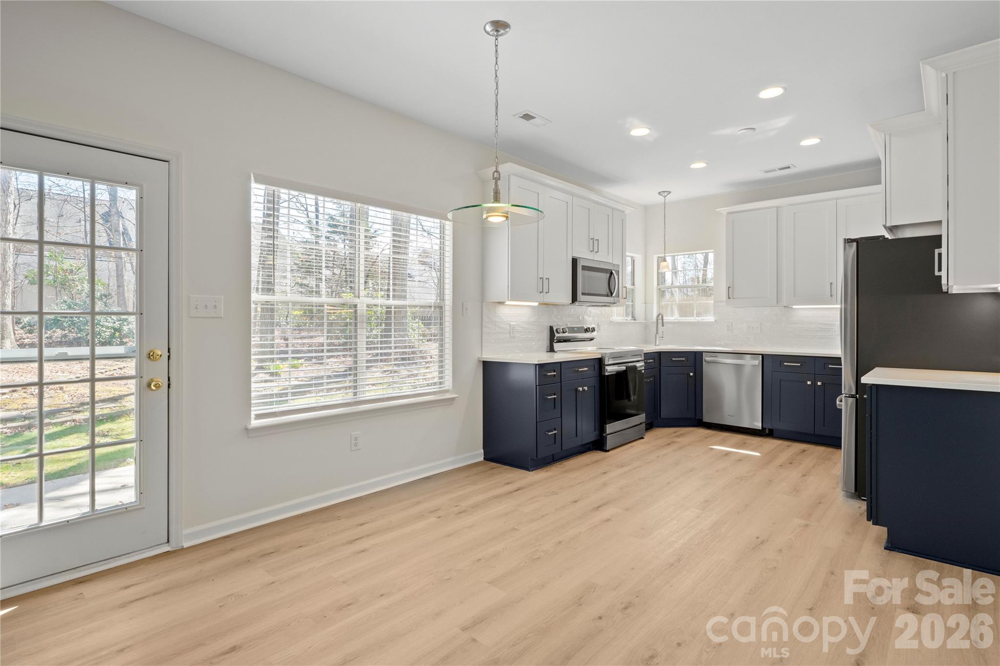 Photo 16 of 6107 Park Hill Road, Charlotte, NC