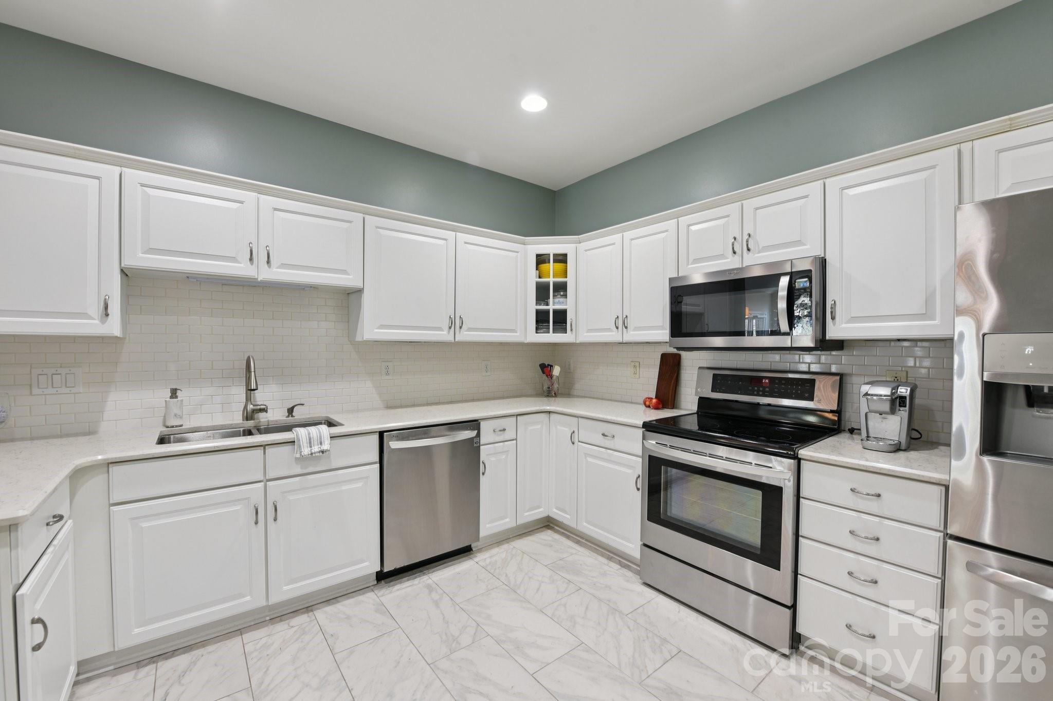 Photo 8 of 10816 Willow Crossing Drive, Charlotte, NC