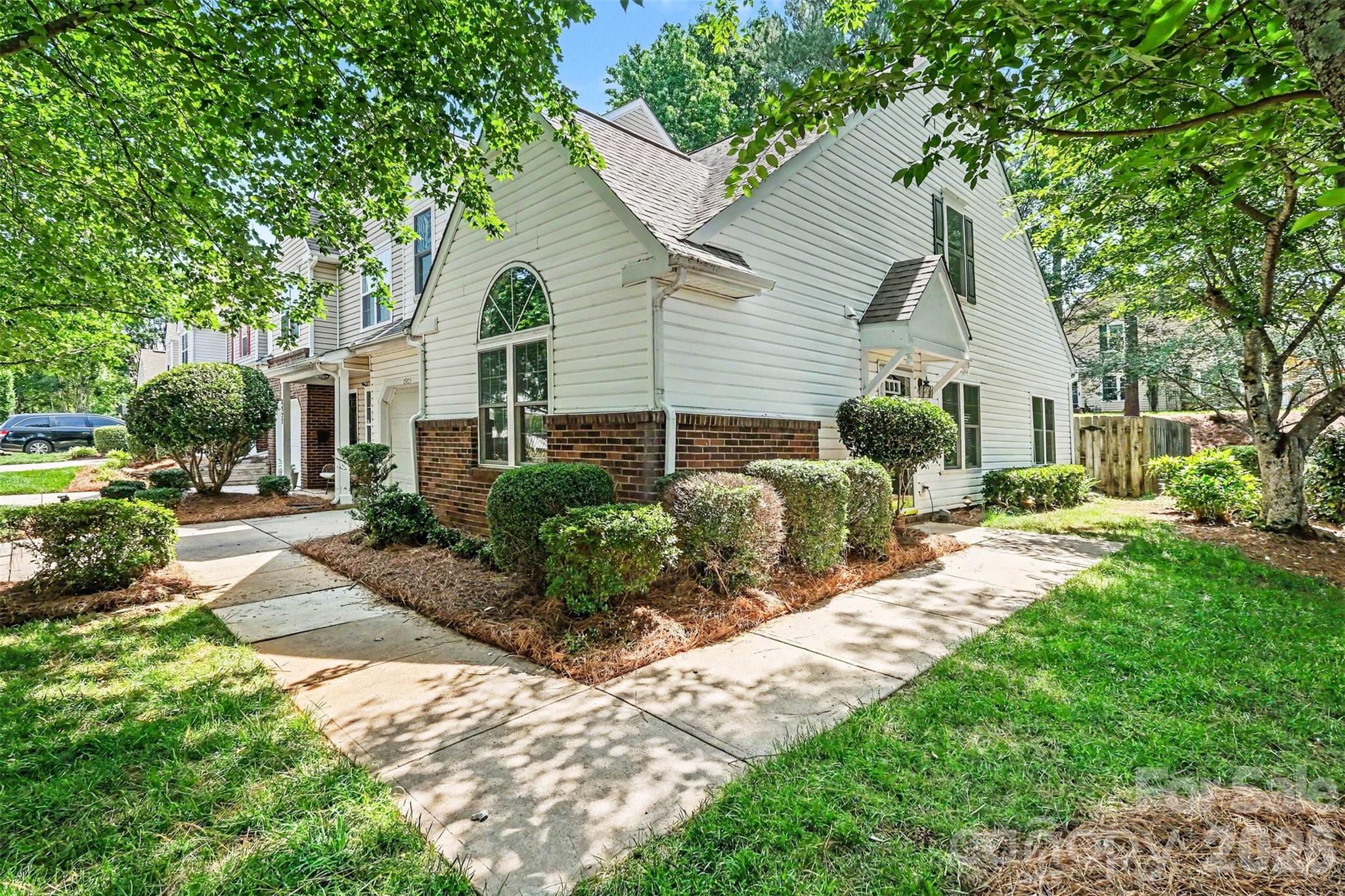 Photo 4 of 8929 Scotch Heather Way, Charlotte, NC
