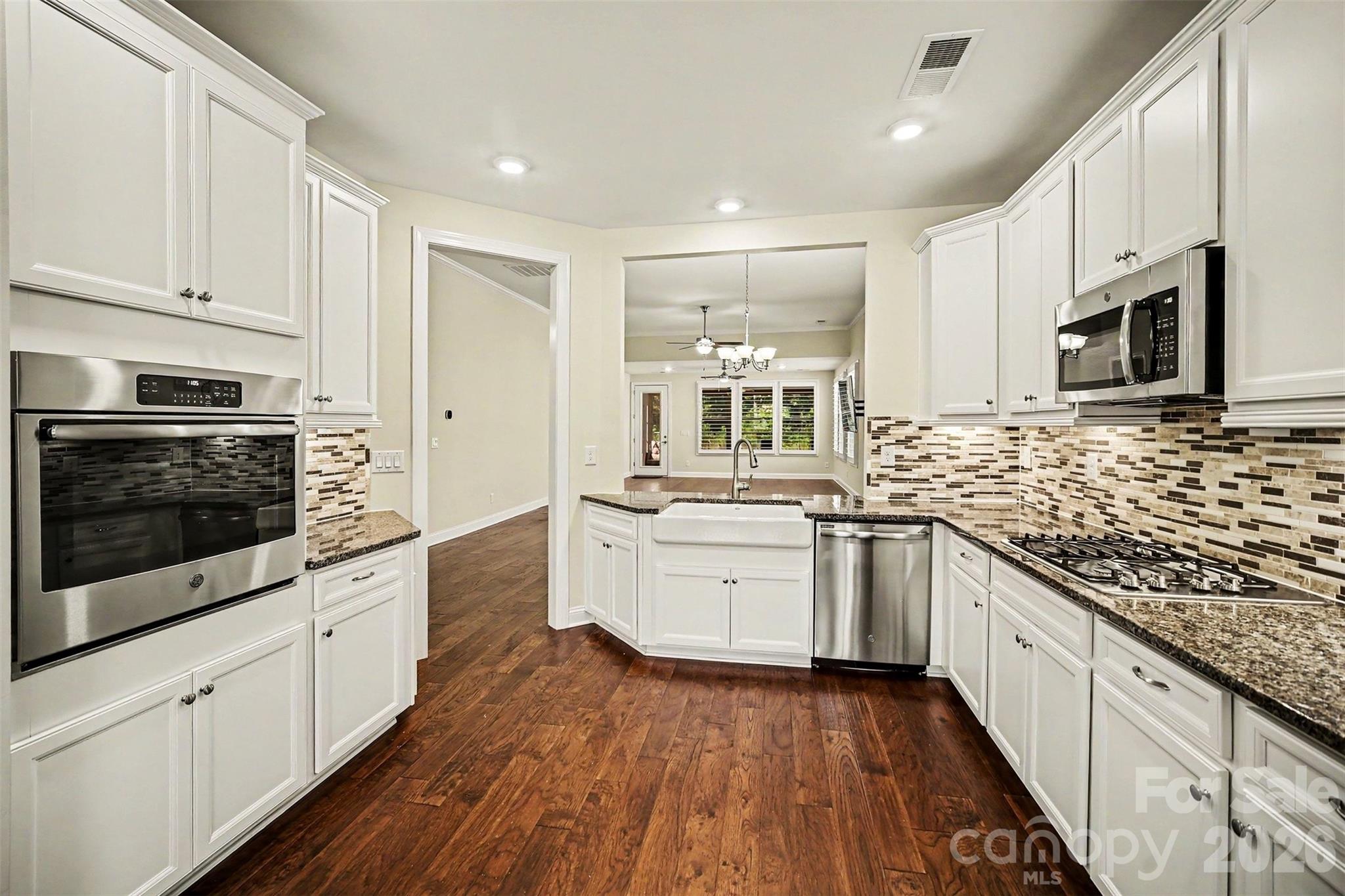 Photo 9 of 8407 Festival Way, Charlotte, NC