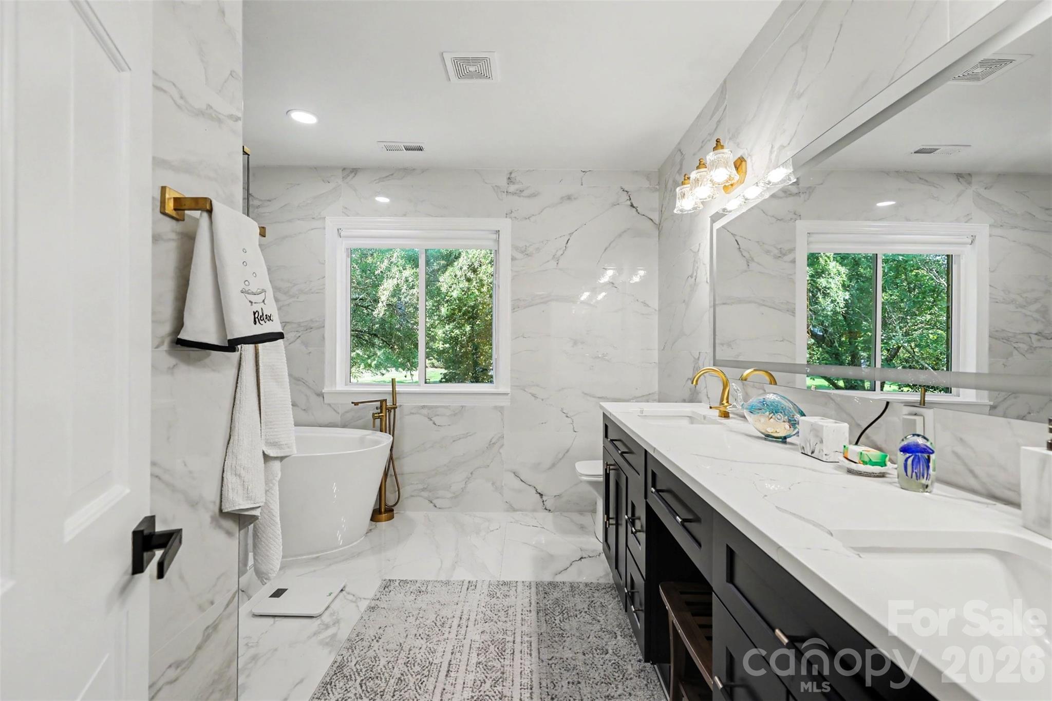 Photo 34 of 2814 winding oak Drive, Charlotte, NC
