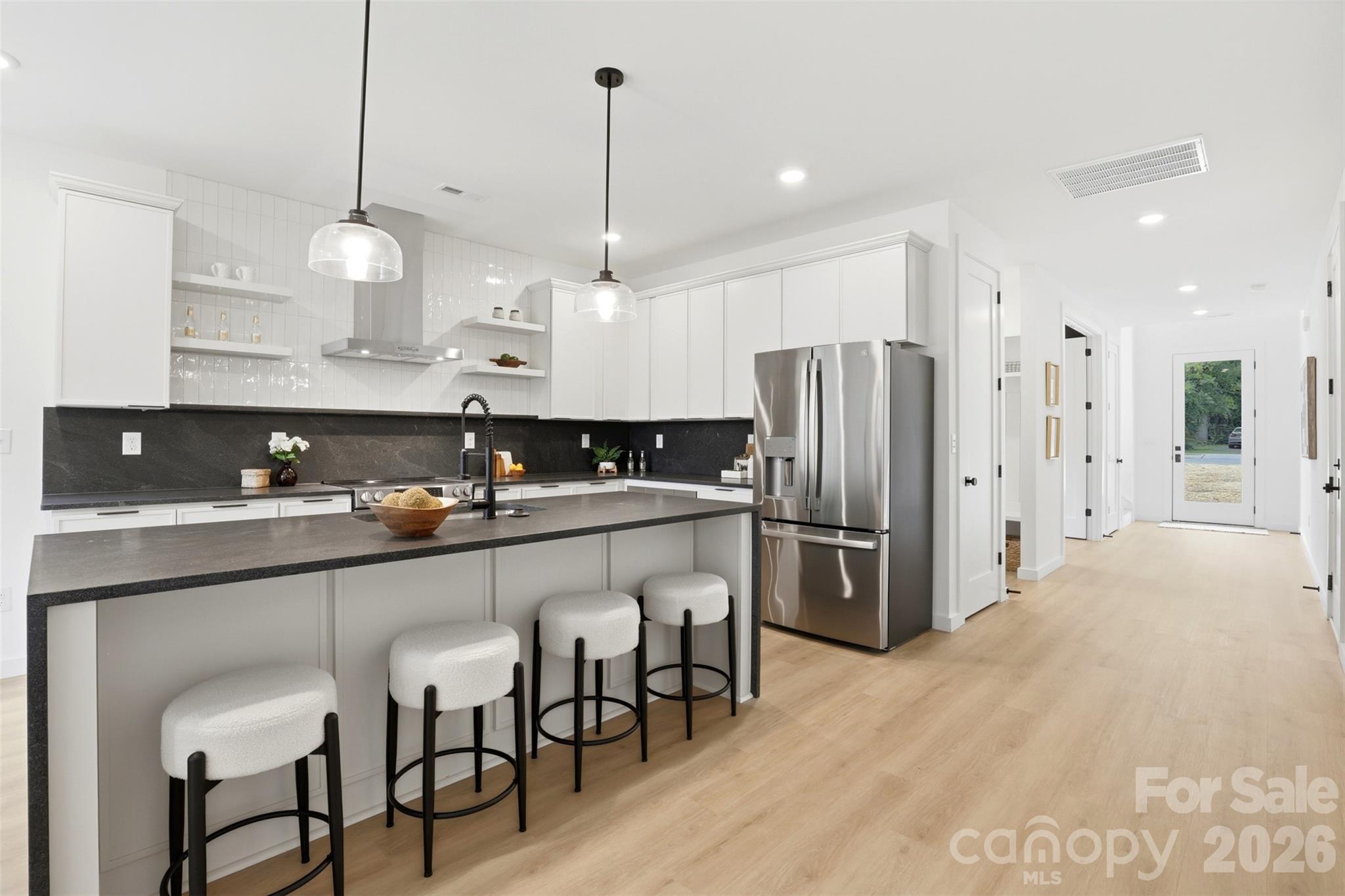 Photo 16 of 2818 Dogwood Avenue, Charlotte, NC