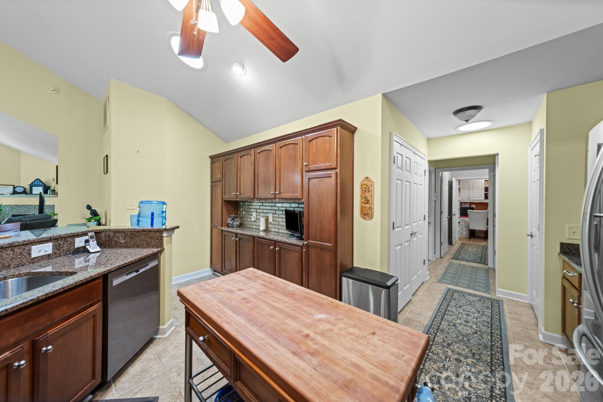 Photo 17 of 5418 Prosperity View Drive, Charlotte, NC