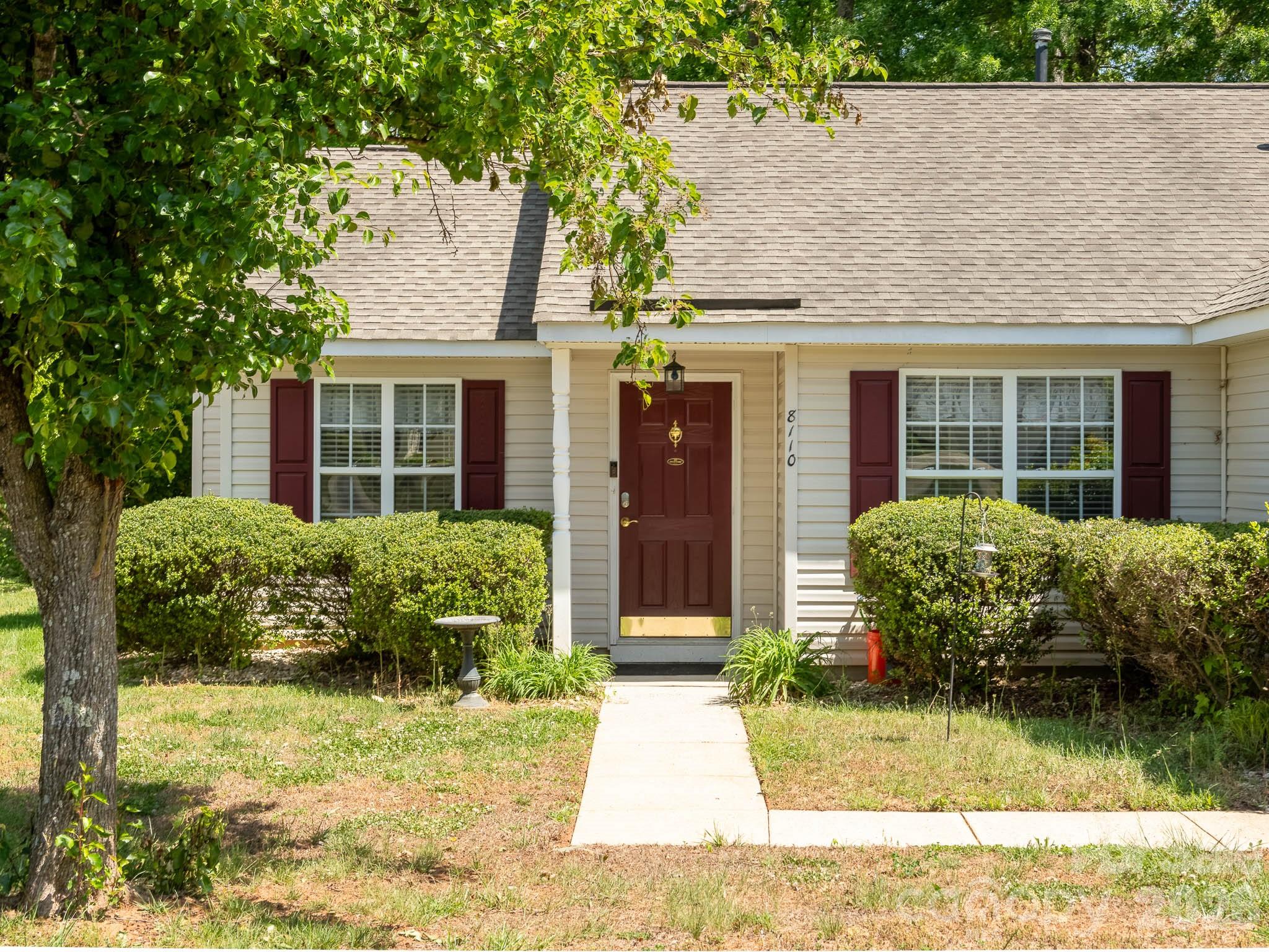 Photo 2 of 8110 Slickrock Circle, Charlotte, NC