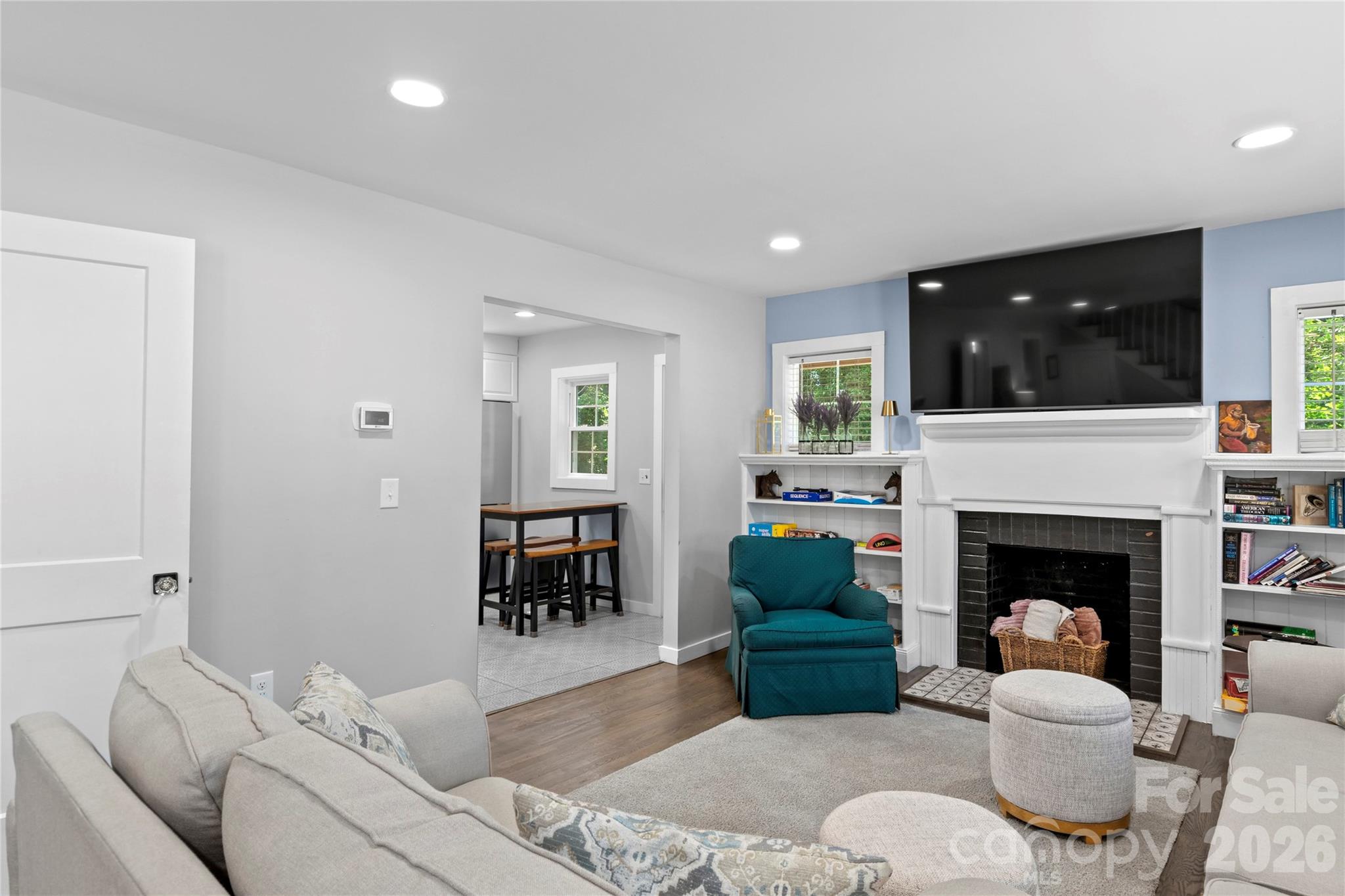 706 Elk Spur Street, Elkin, NC - photo 12 of 34