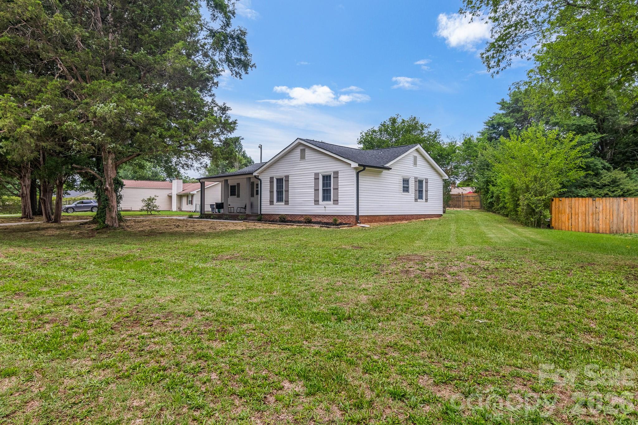 Photo 4 of 12101 Charing Grove Lane, Charlotte, NC