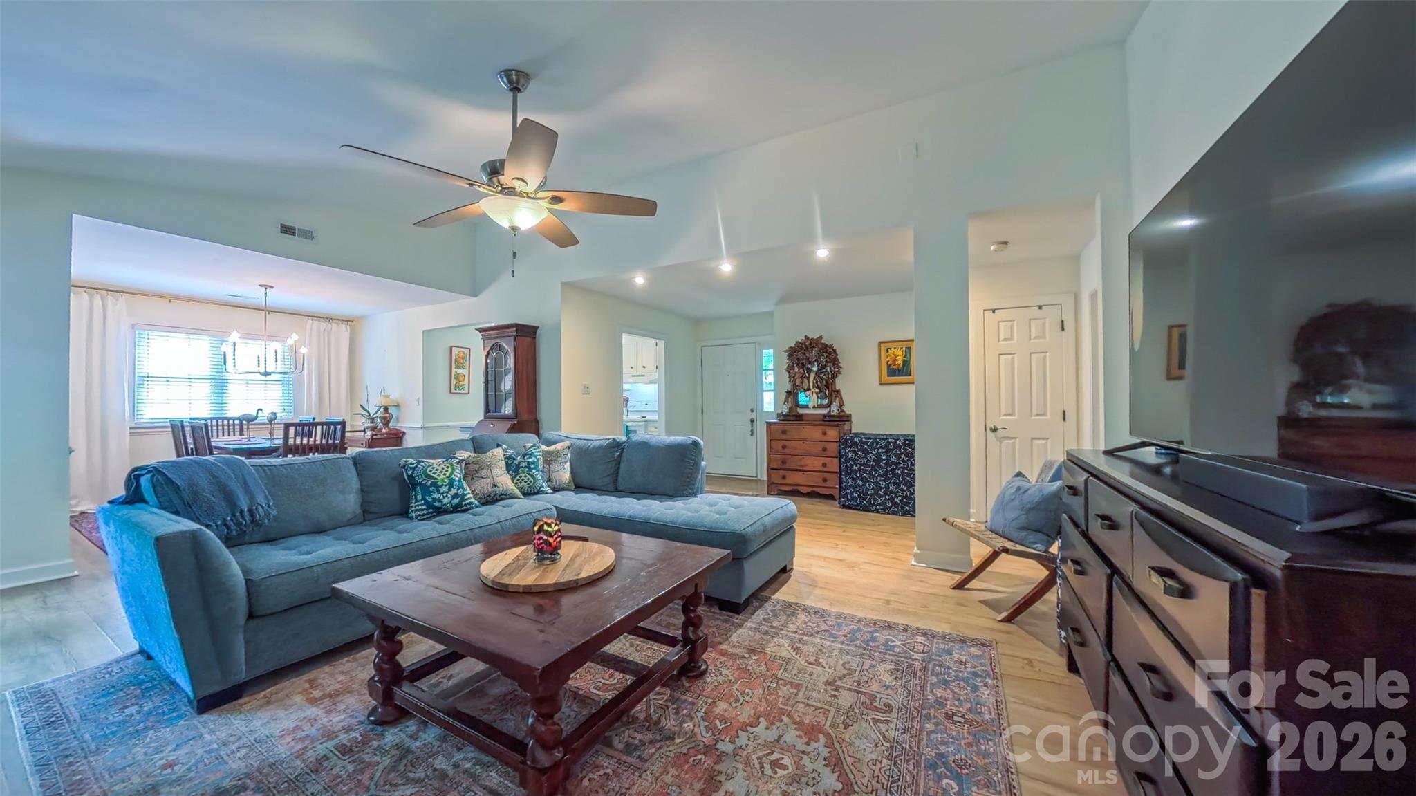 Photo 8 of 2425 Turnberry Lane, Charlotte, NC