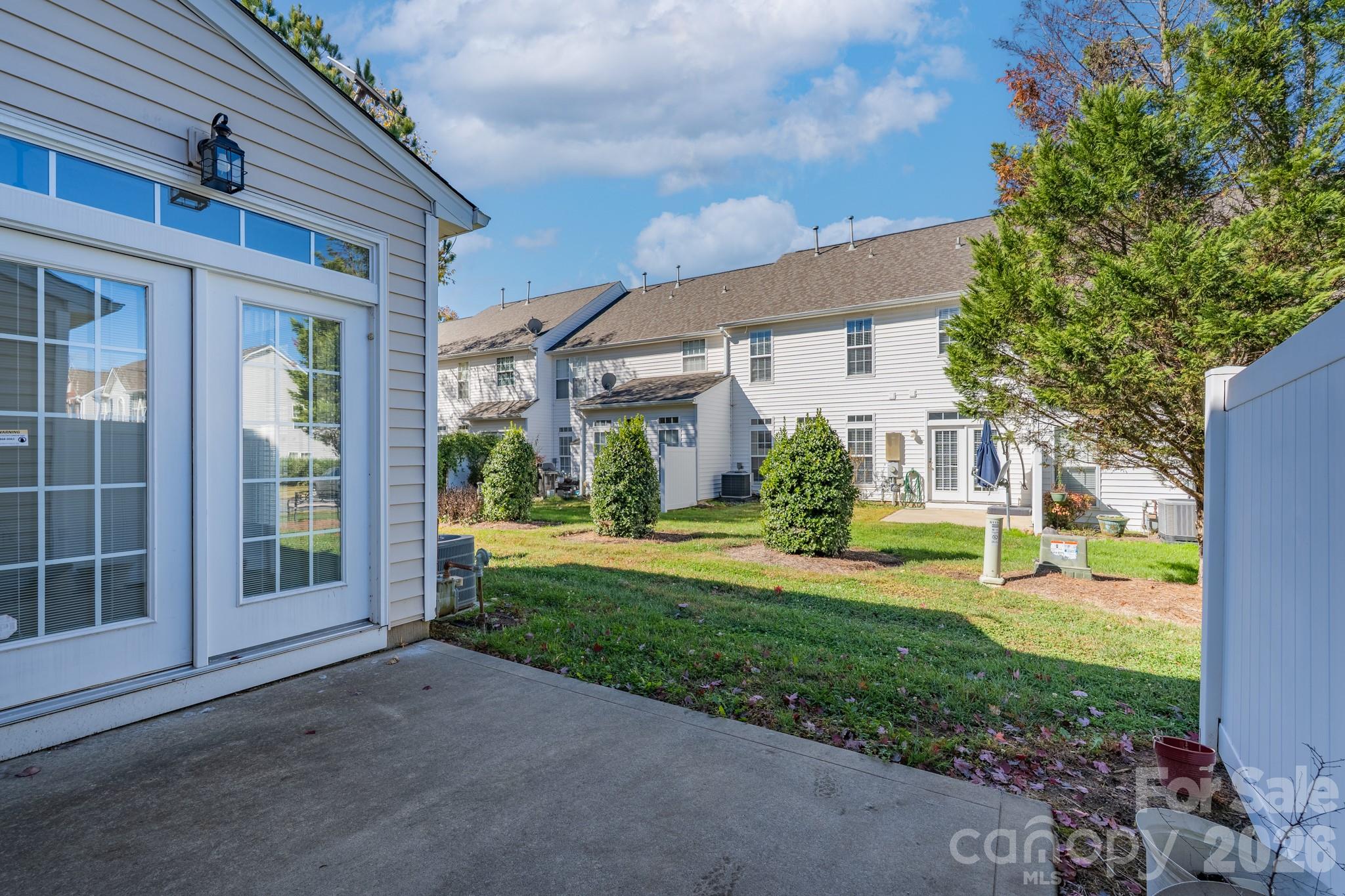 115 Autumn Falls Drive34, Lake Wylie, SC - photo 3 of 32