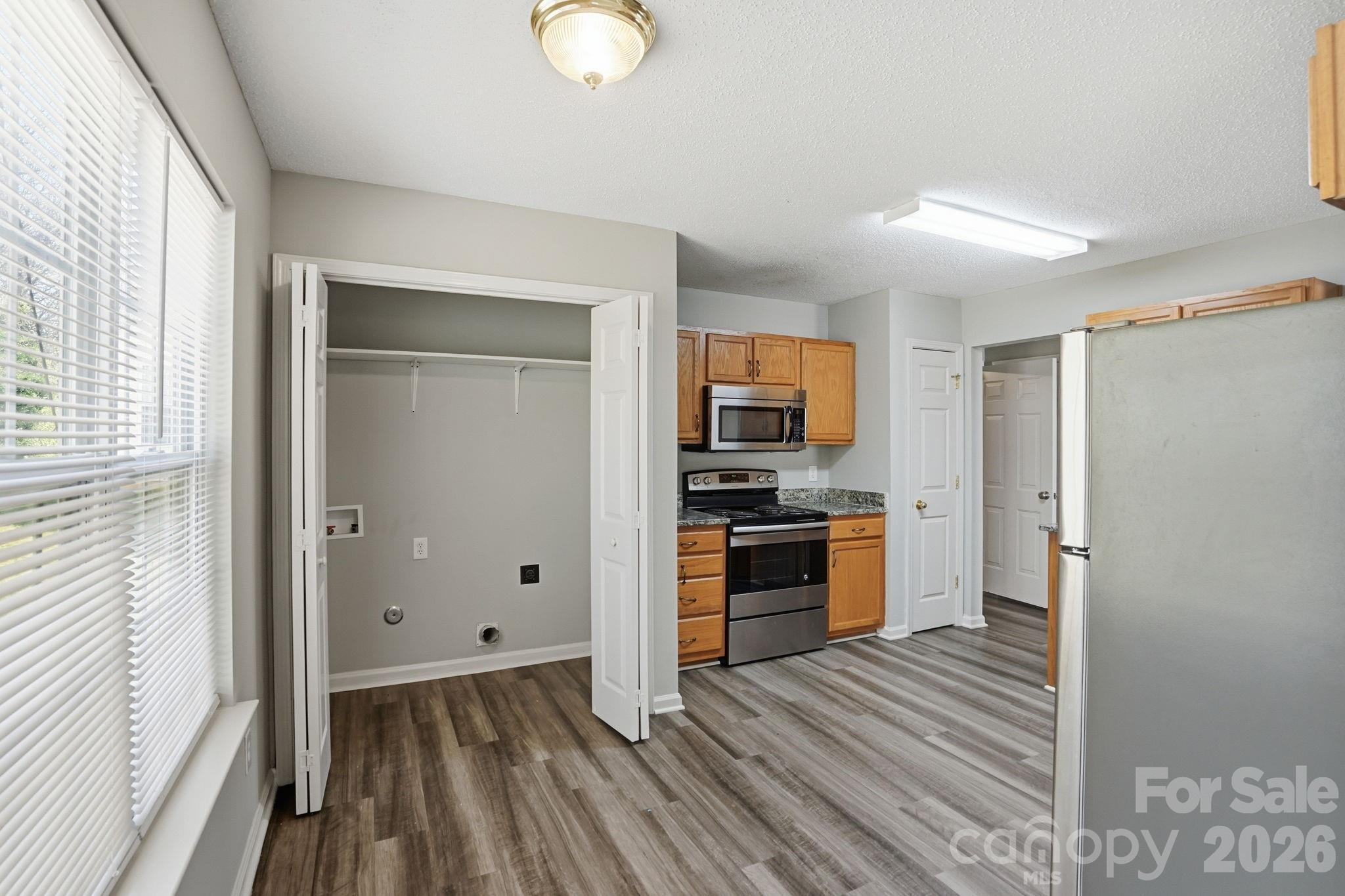 Photo 16 of 836 Almora Drive, Charlotte, NC
