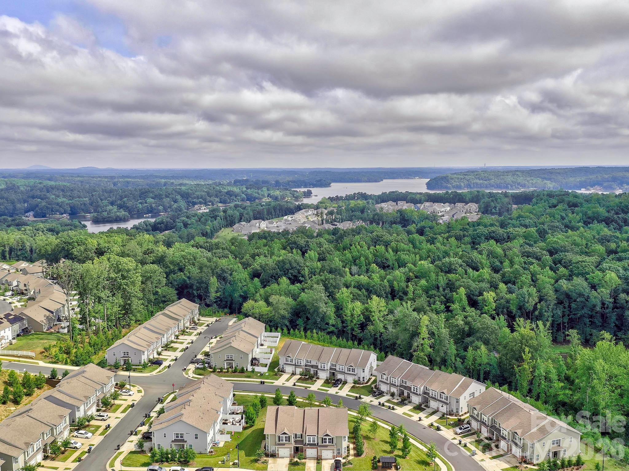 915 Emma Kate Court, Lake Wylie, SC - photo 37 of 42