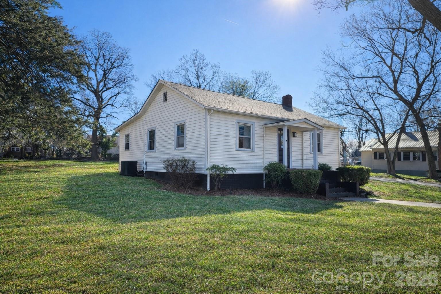 116 Barnes Lane, Stony Point, NC - photo 2 of 41