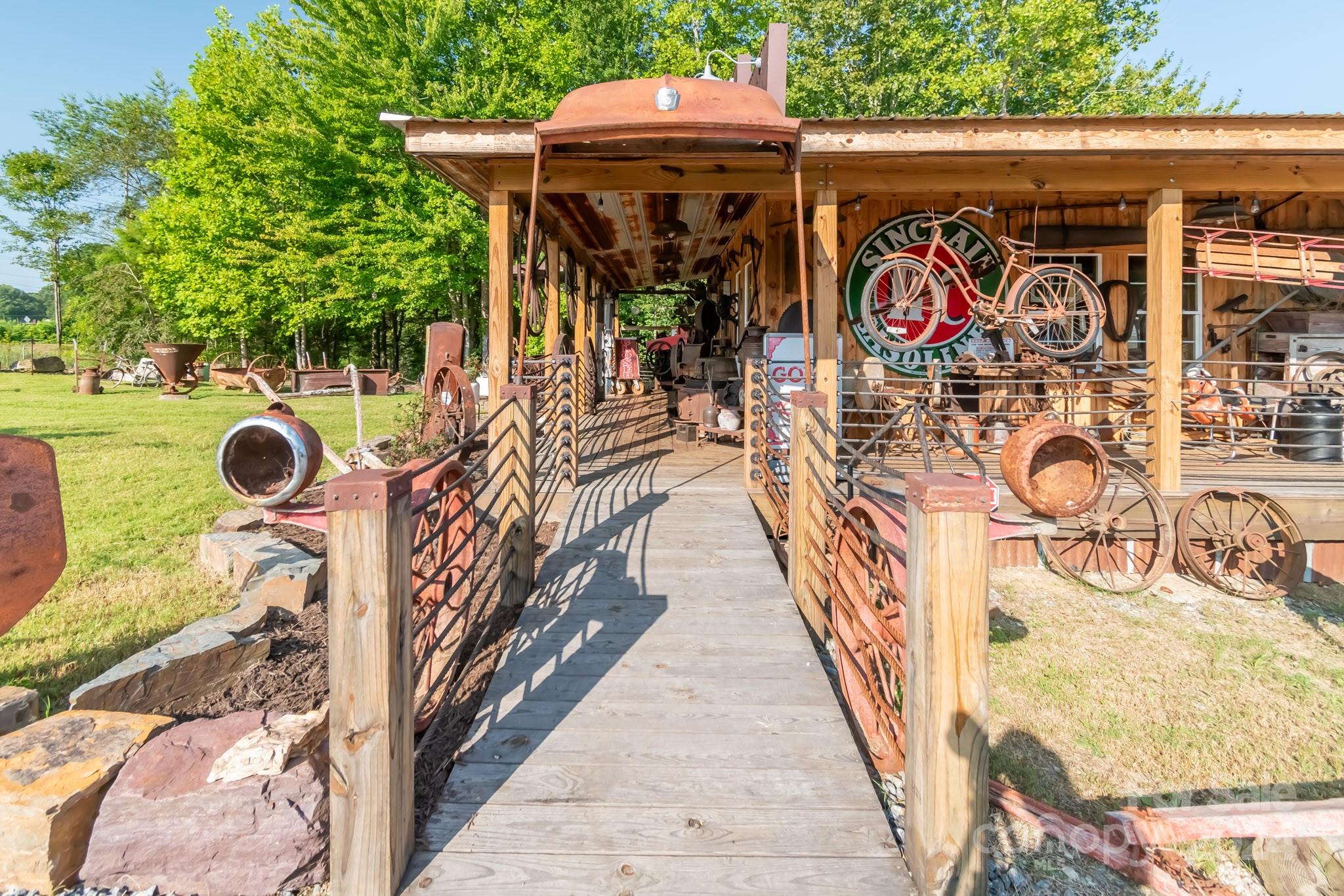 Home for sale at 5067 E Dixon Boulevard, Kings Mountain, NC — photo 3 of 43
