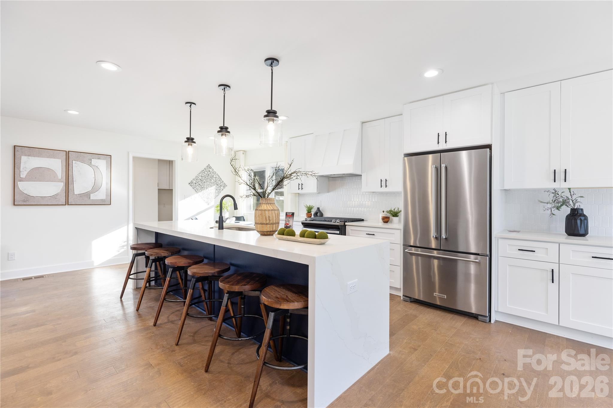6401 Park South Drive, Charlotte, NC - photo 3 of 21
